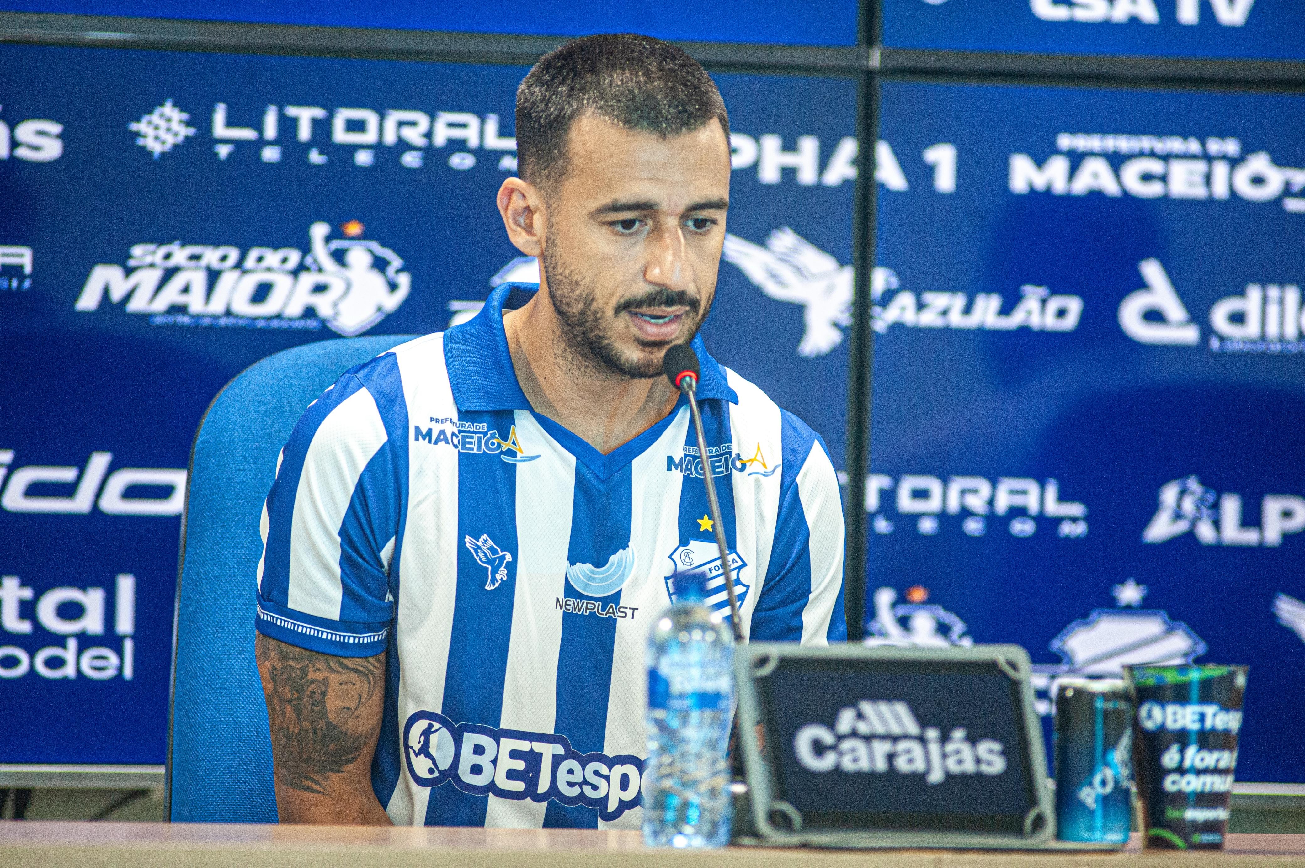 Executivo do CSA atualiza negociação com Camacho | Ge