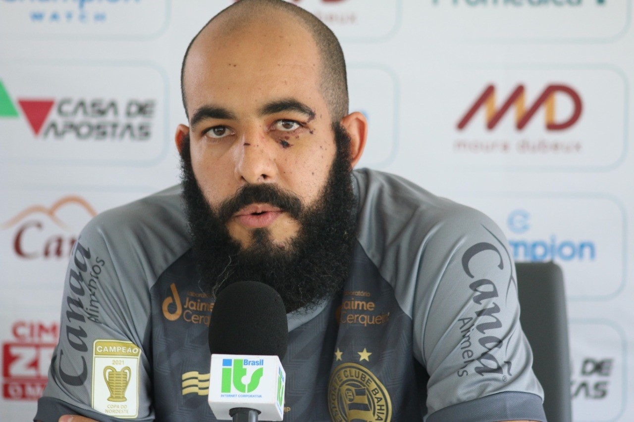 Danilo Fernandes vai passar por artroscopia no joelho e desfalca o ...