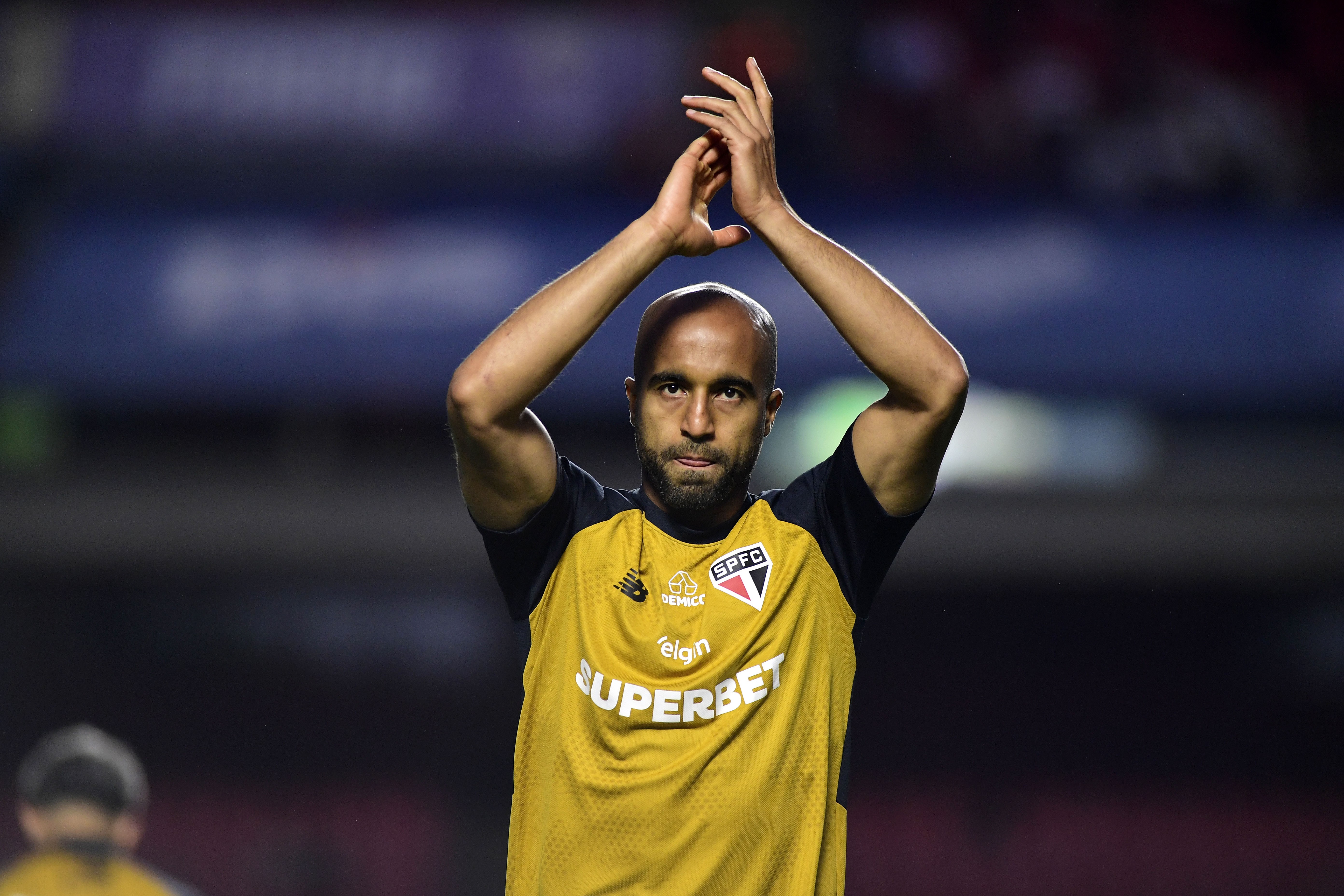 Lucas Moura se aproxima de números do PSG no São Paulo | Ge