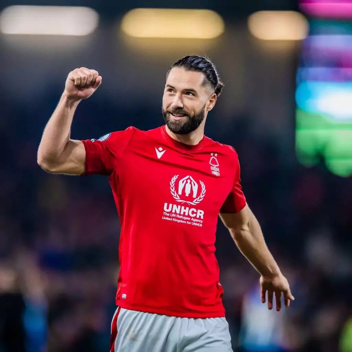 Felipe comemora vitória decisiva do Nottingham Forest e projeta reta ...