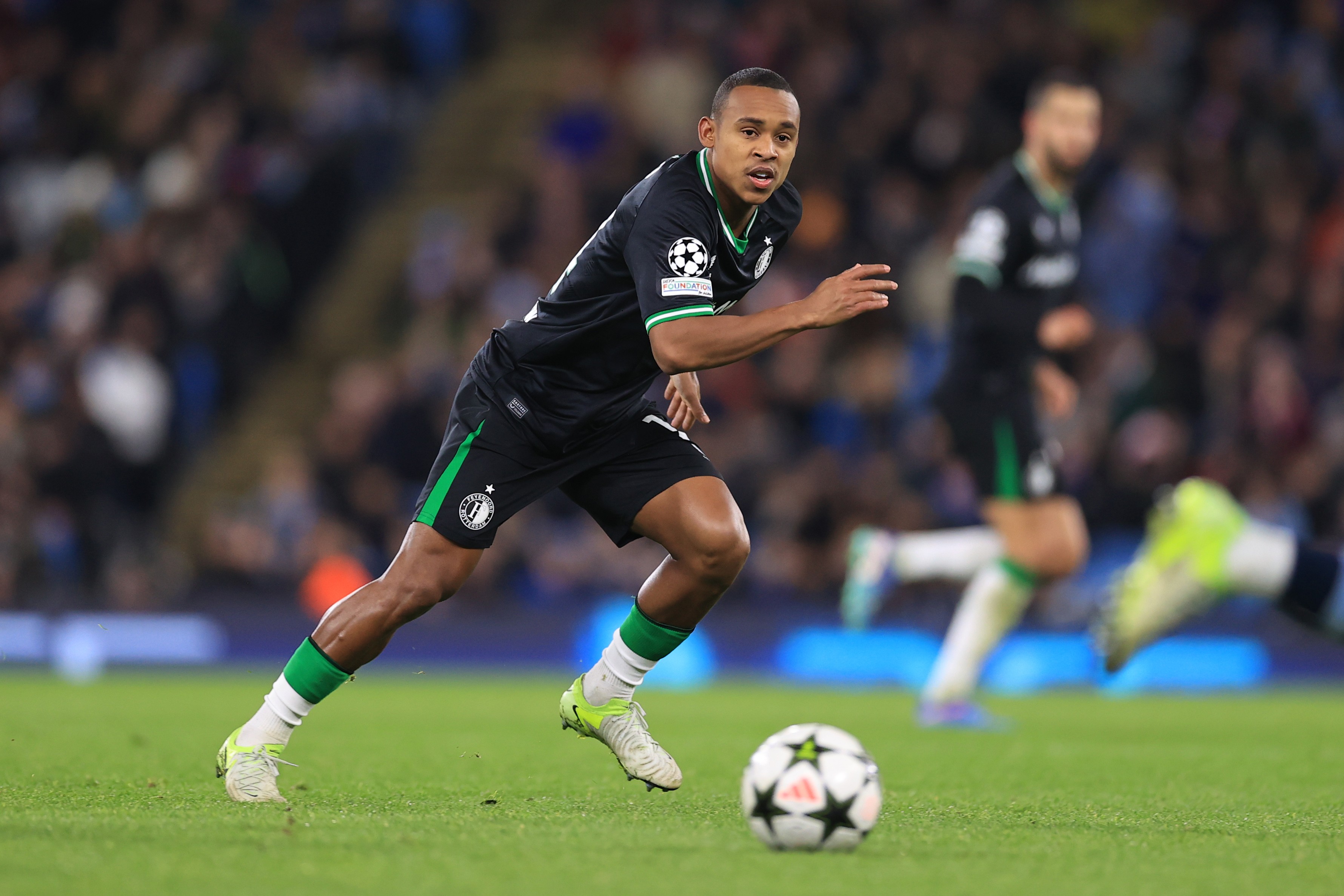 Igor Paixão valoriza reação histórica do Feyenoord contra o Manchester ...
