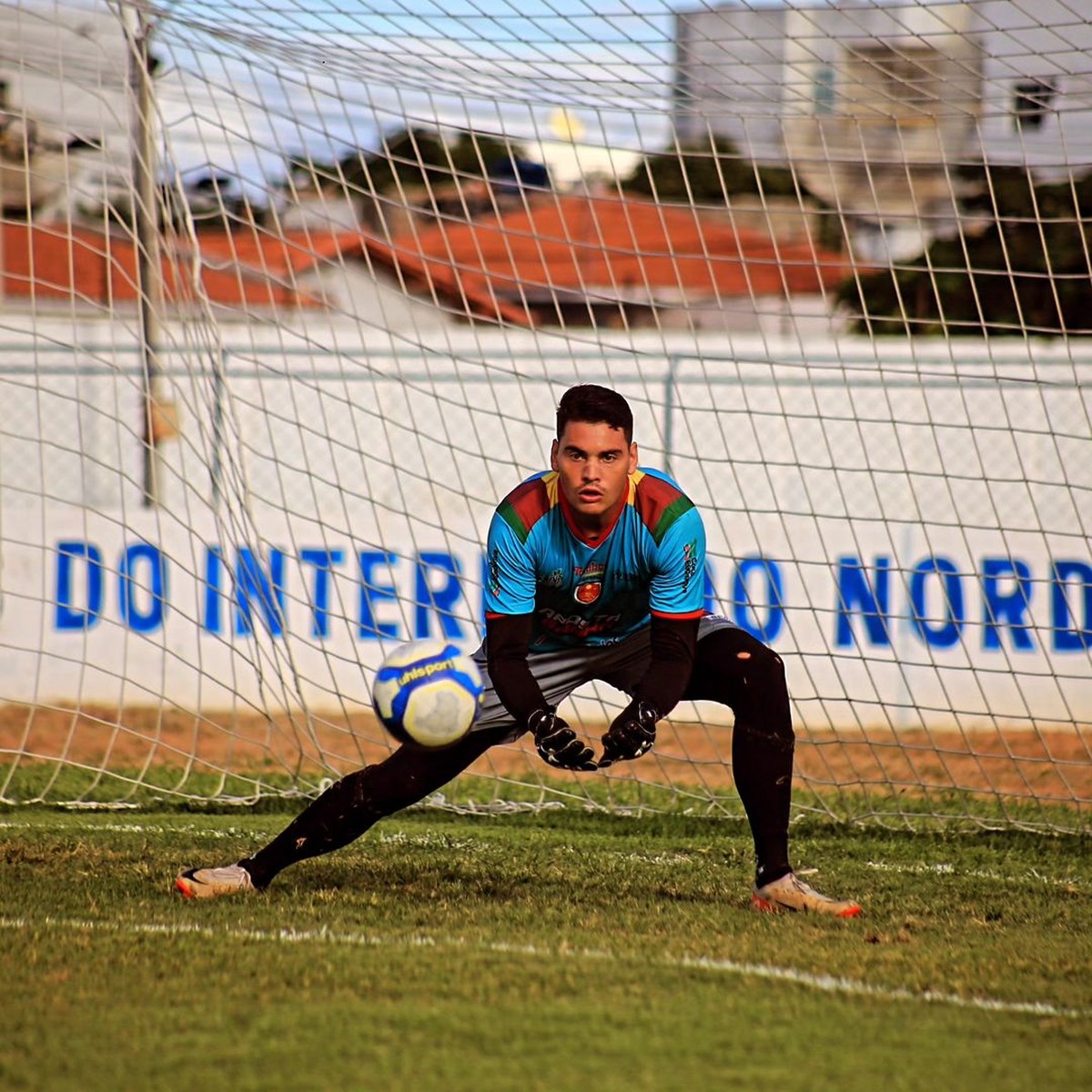 Piauí anuncia goleiro Alan Alves, ex-Petrolina, para disputa do Piauiense 2025