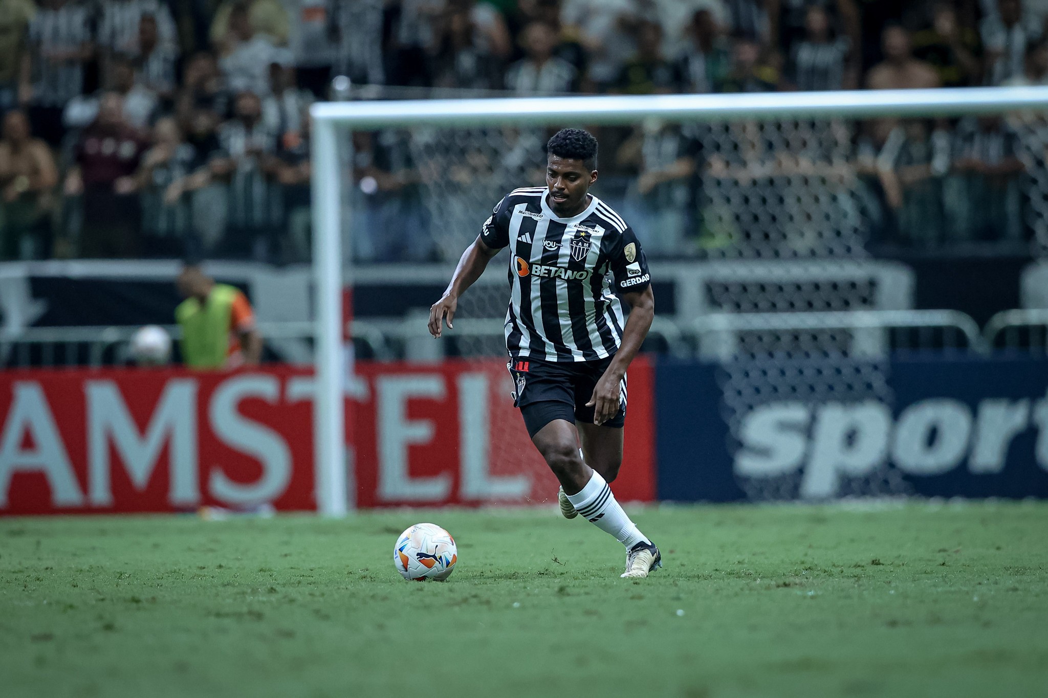 Quanto o Atlético-MG lucrou com as saídas de Jemerson, Edenilson ...