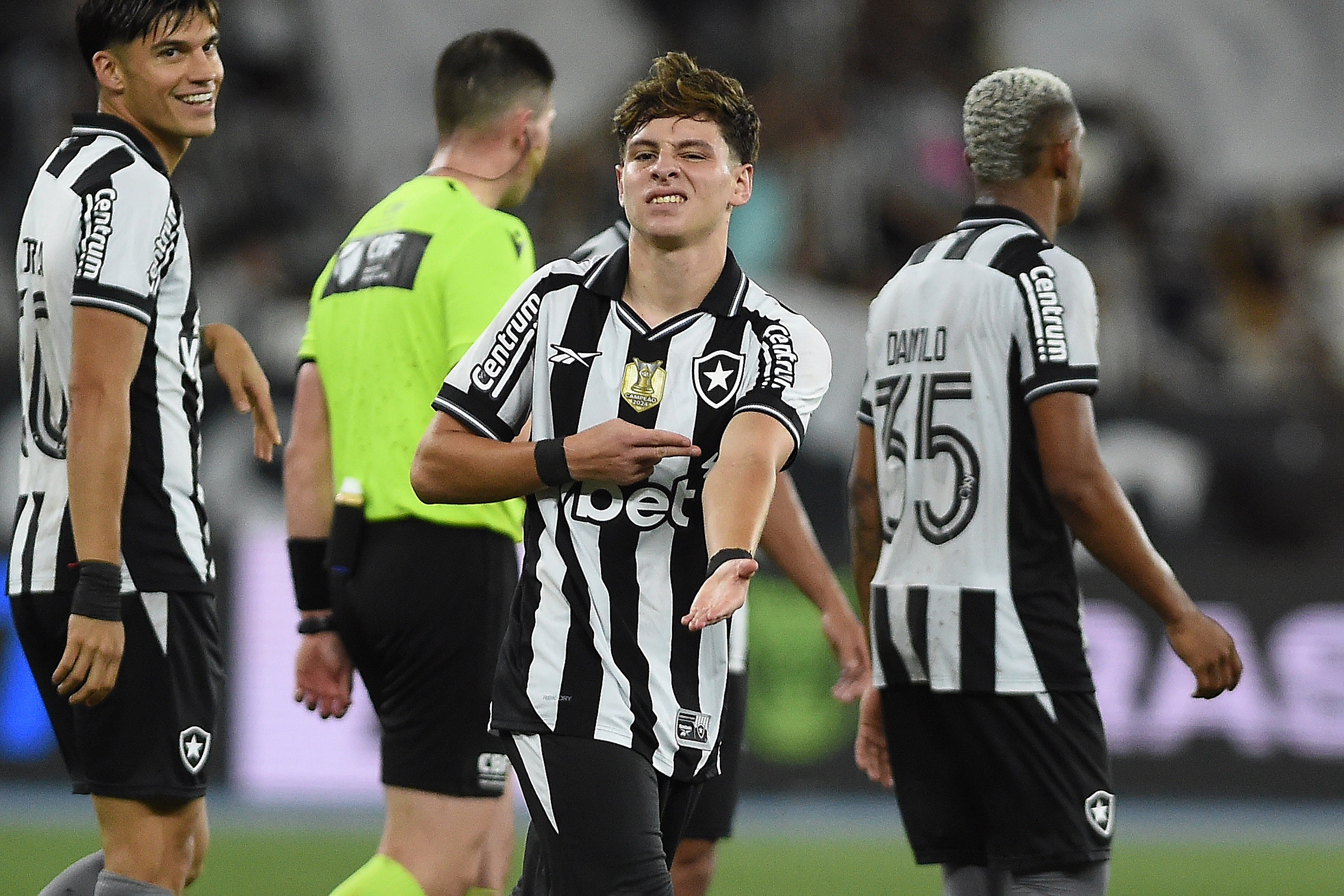 Dirigente diz que Botafogo recusou ofertas por Montoro superiores ao ...