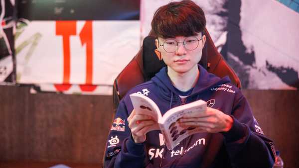 Faker compartilha recomendações de livros; veja lista | lol | ge
