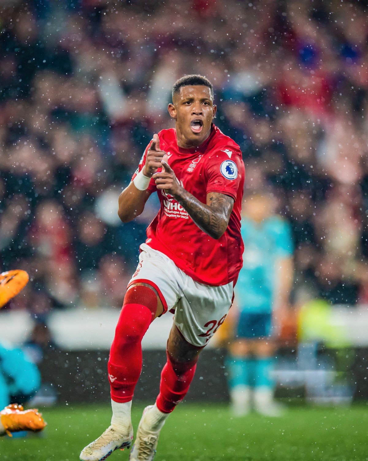 Danilo faz gol e dá assistência, e Nottingham Forest deixa a zona de ...