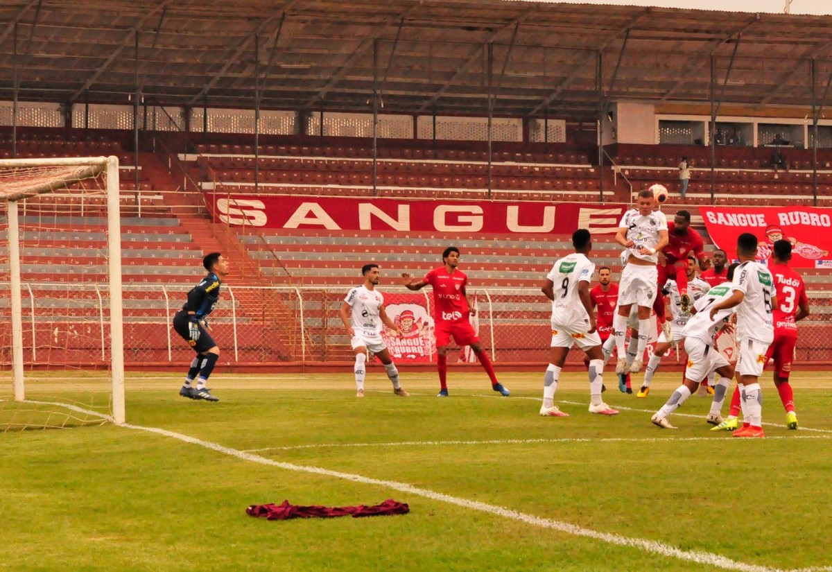 Fahel explica alterações no Comercial e deixa em aberto chance de ...