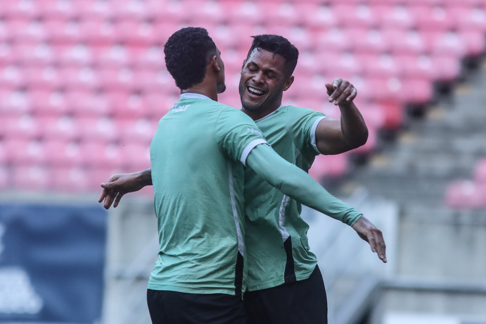 Santa Cruz goleia time sub-20 após cancelamento de jogo-treino contra o ...