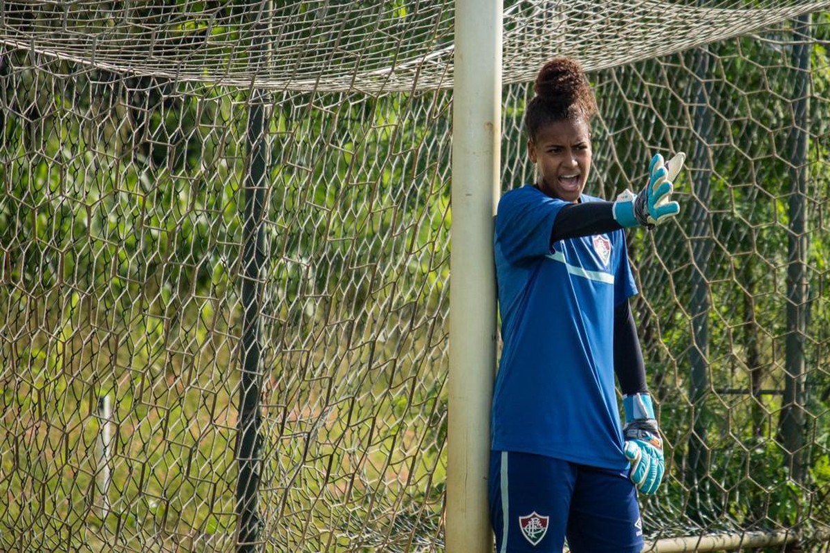 Capixaba Mariana Ribeiro vive expectativa do primeiro clássico pelo ...