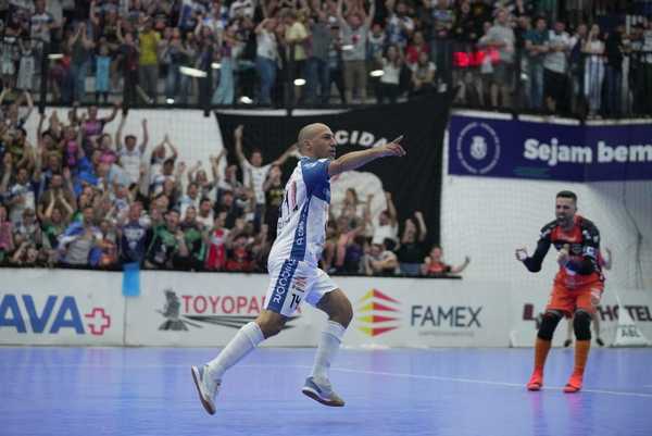 Pato Futsal vence Chopinzinho e conquista título da Série Ouro do Paranaense | pr (paraná) | ge