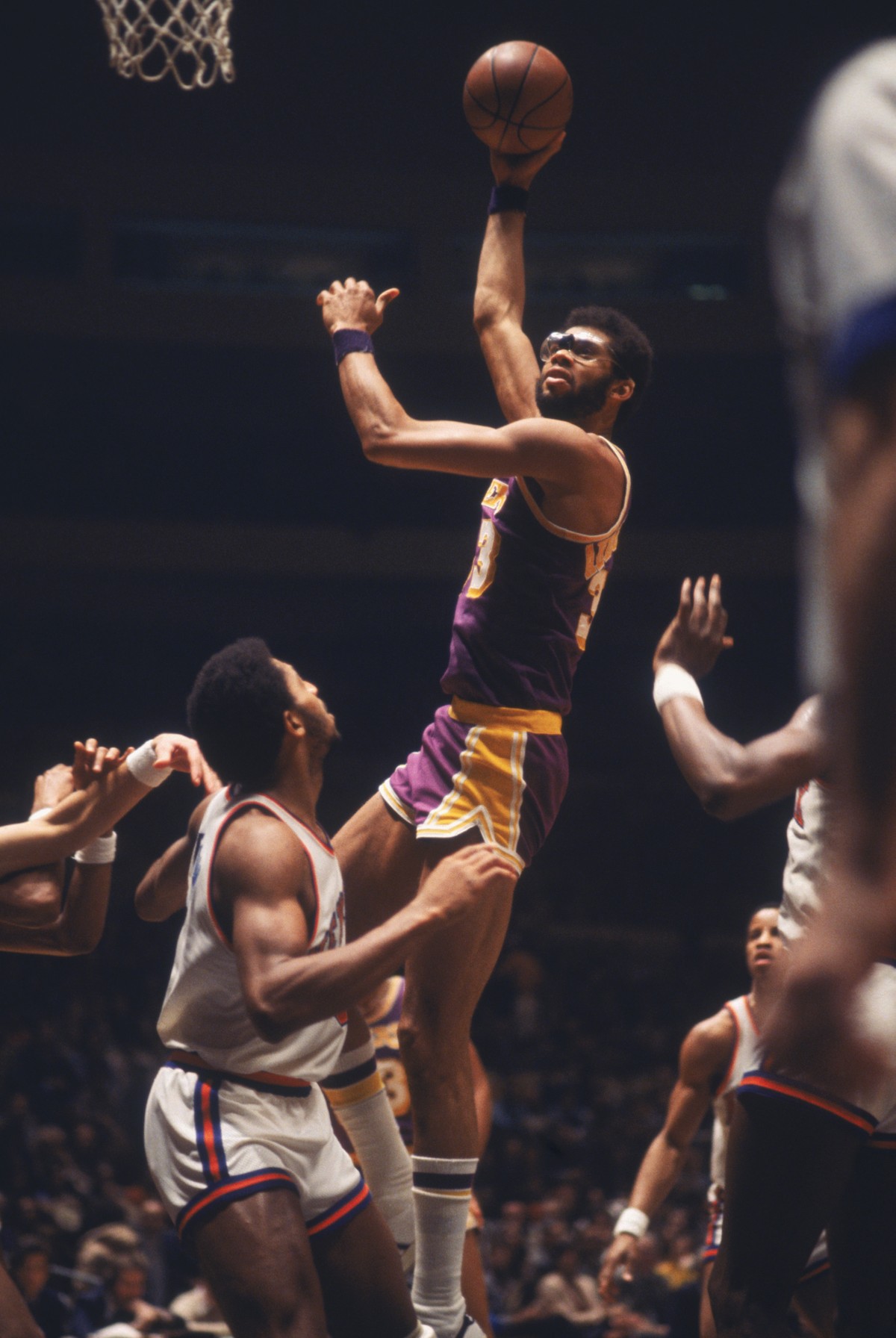 Série sobre os Lakers dos anos 80 gera revolta de Abdul-Jabbar e Jerry ...