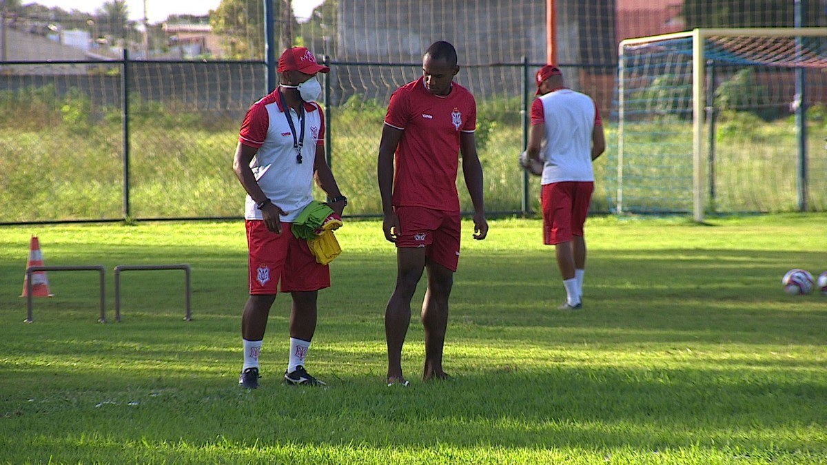 Júlio Pit não participa de treino na reapresentação do Sergipe ...
