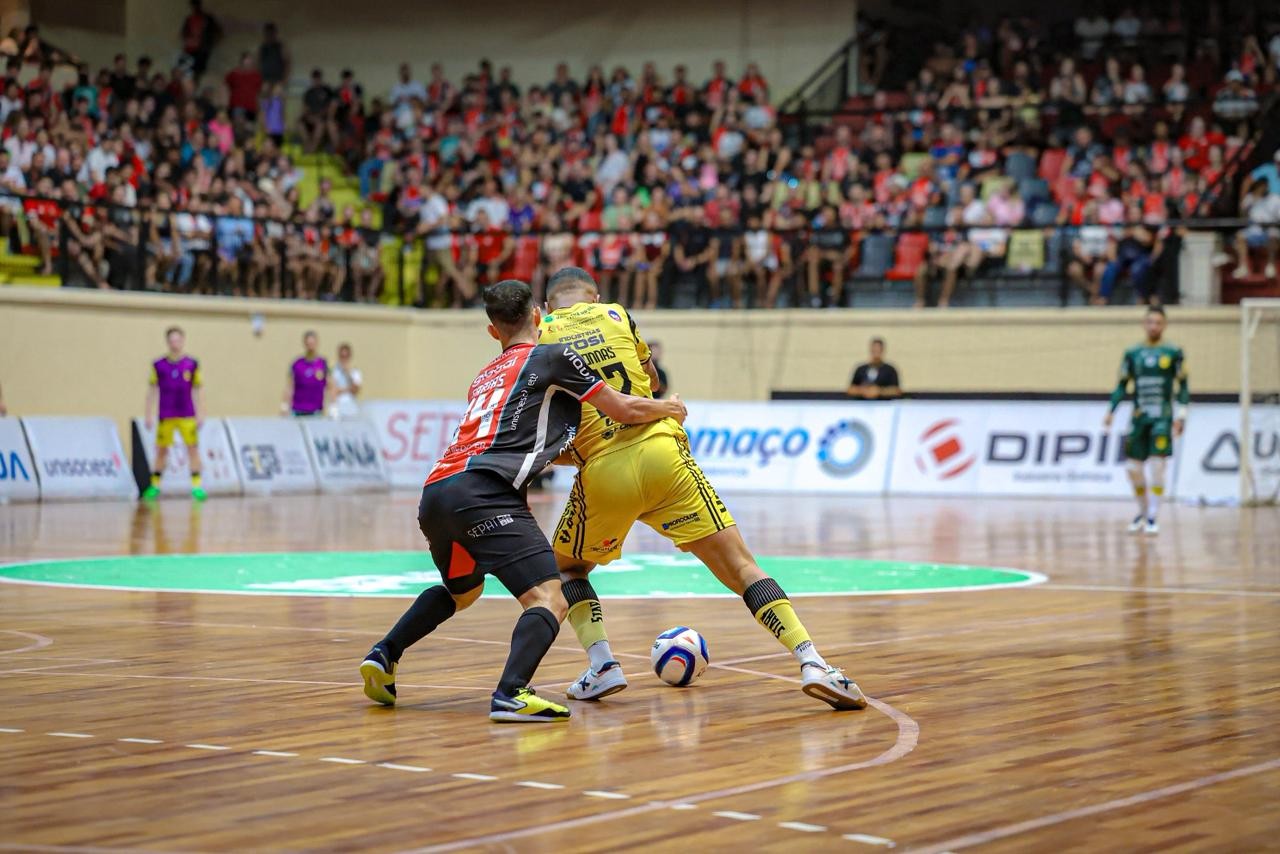 JEC goleia Jaraguá na final do Catarinense Série Ouro | Ge