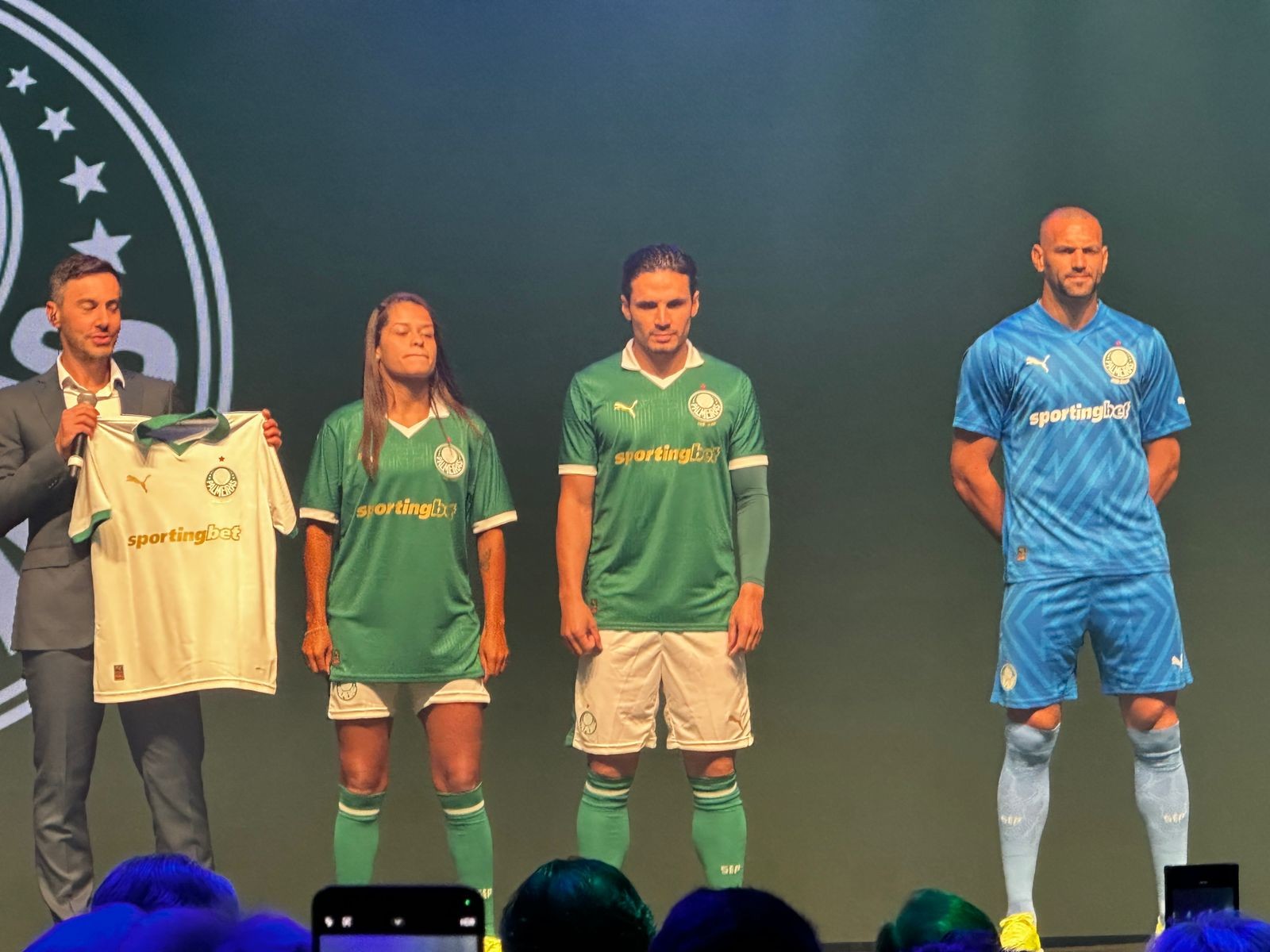 Palmeiras apresenta novo patrocinador máster; contrato pode chegar a R ...