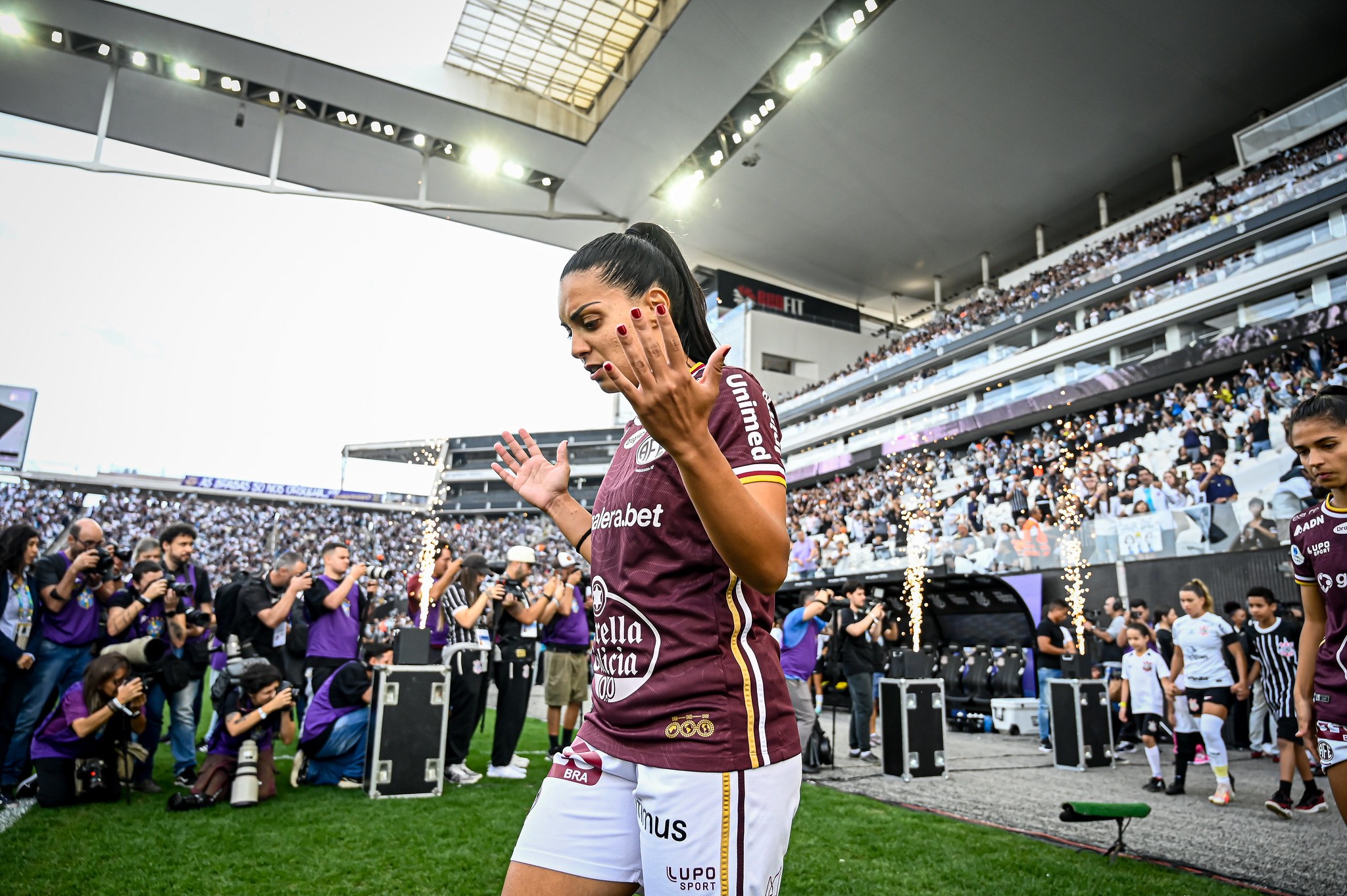 Suzane, da Ferroviária, celebra escolha para seleção do Brasileirão ...