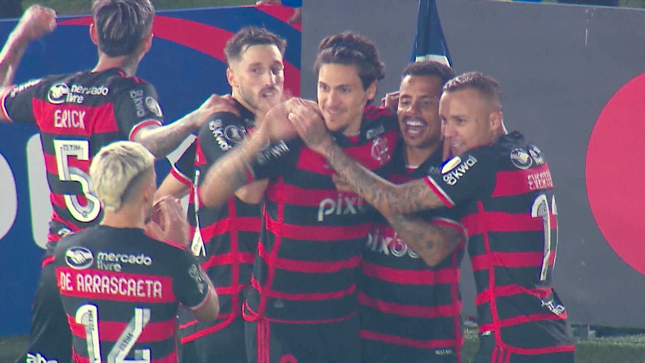 Léo Pereira explica promessa após título do Flamengo e brinca: "Joelho ...