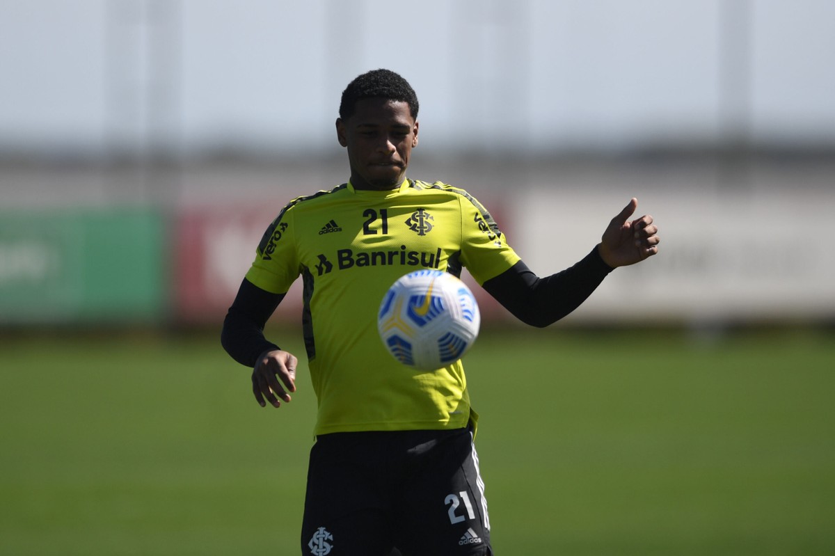 Inter oficializa venda de Vinicius Mello ao time de Ramírez, nos EUA ...