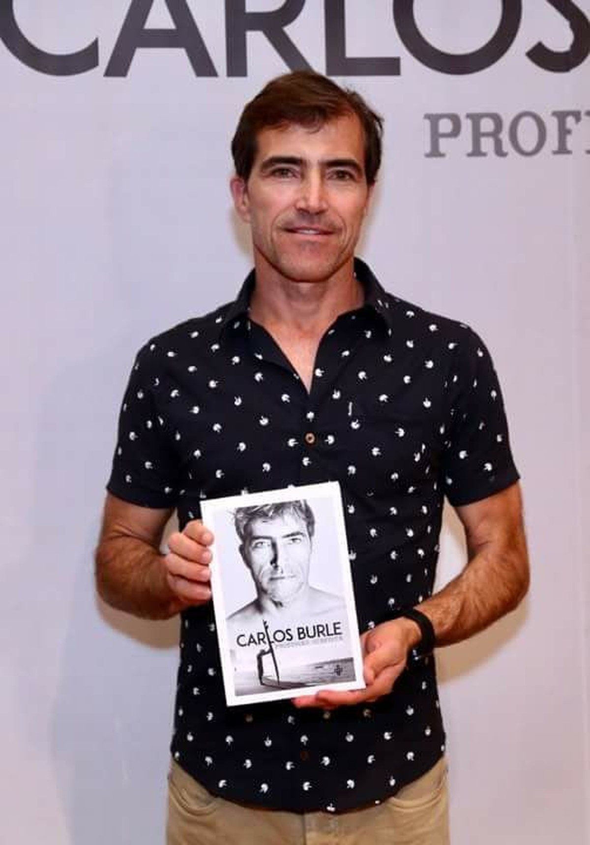 Burle comemora 50 anos e lança biografia: "Vida intensa como uma onda ...