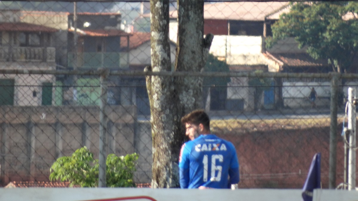 Ressaca do penta: Cruzeiro faz treino "migué", e Lucas Silva se alivia ...
