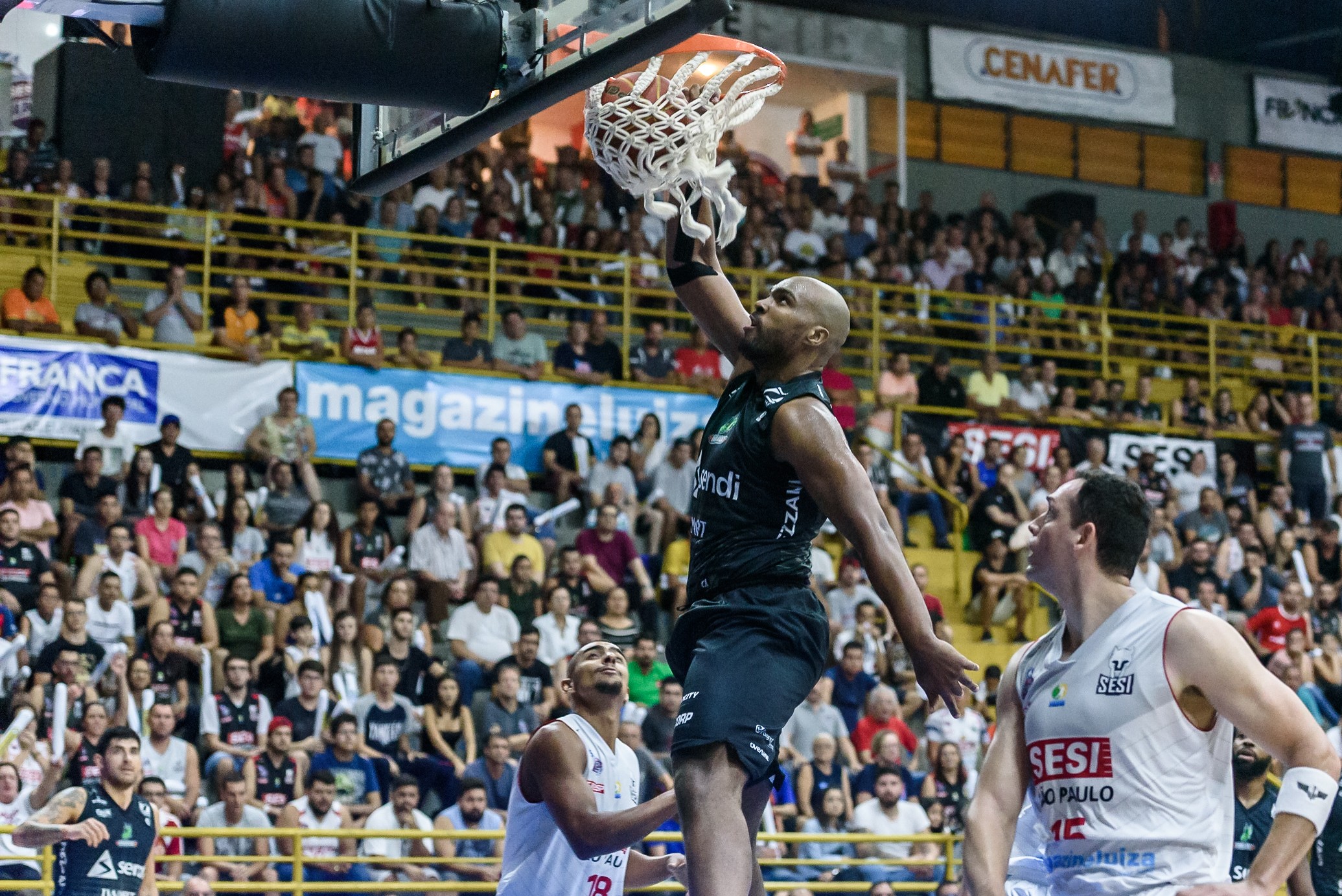 A uma vitória da semi no NBB, ala destaca evolução do Franca, mas pede ...