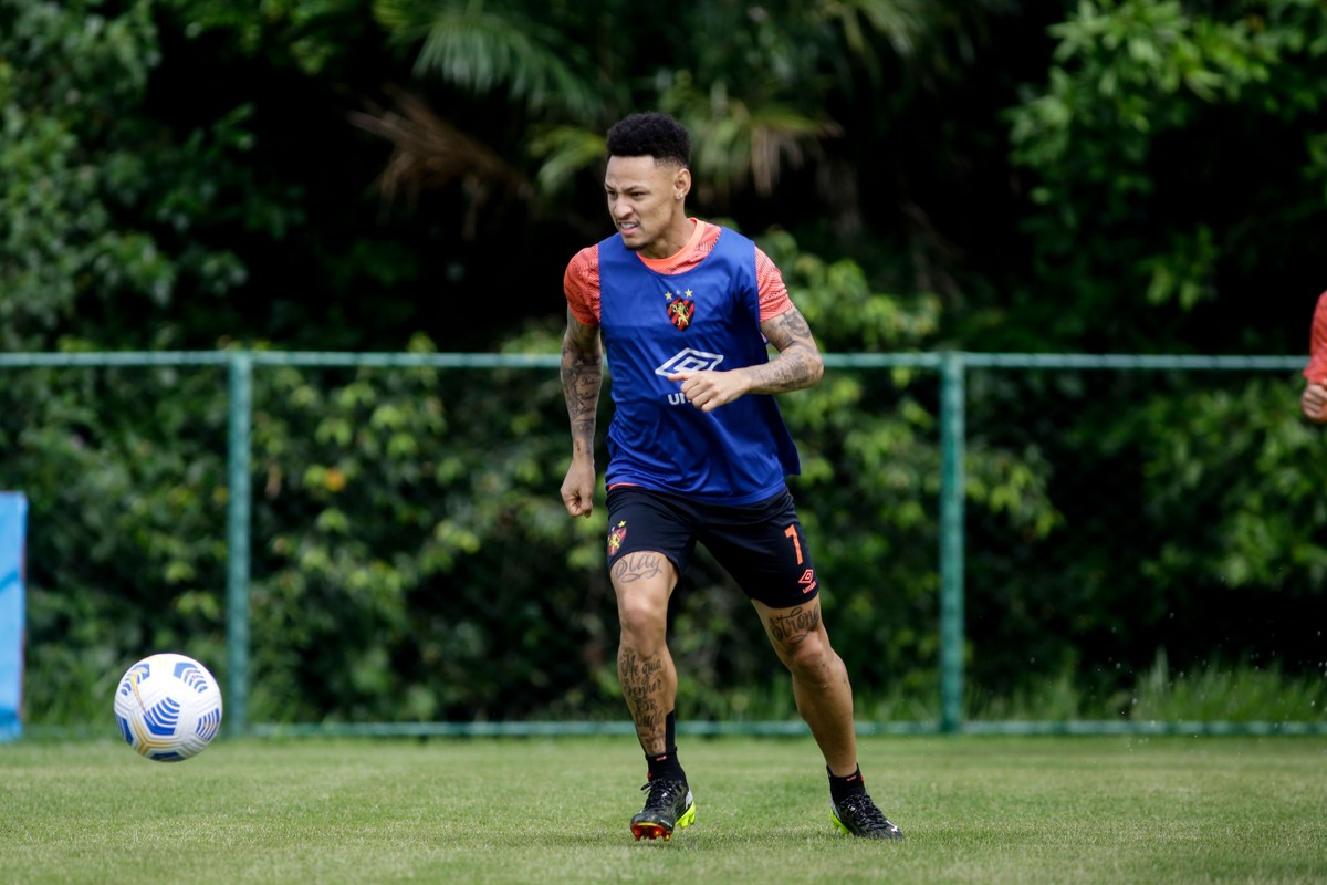 Neilton pede rescisão e aciona Sport na Justiça por pagamentos ...