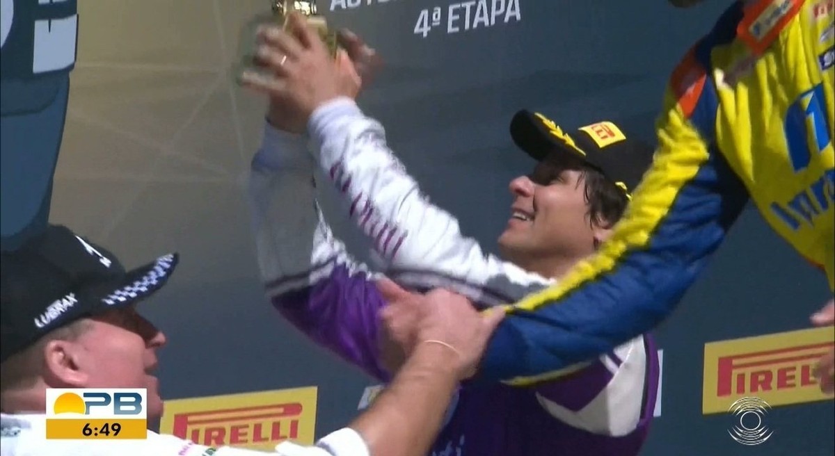 Valdeno Brito volta ao pódio da Stock Car após 2 anos e comemora o fim ...