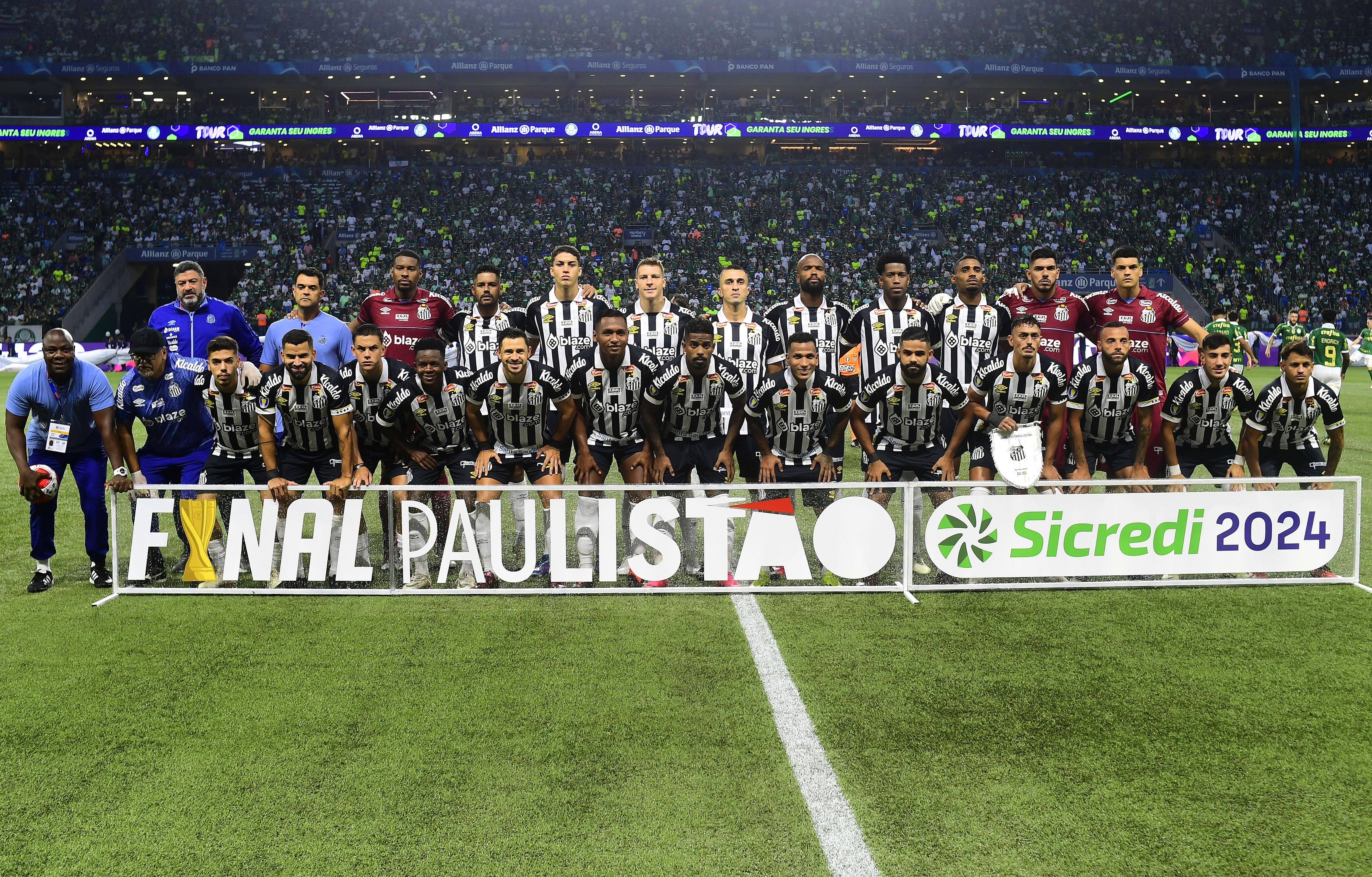 Atuações do Santos: João Paulo faz pênalti, e Morelos, Hayner e Felipe ...