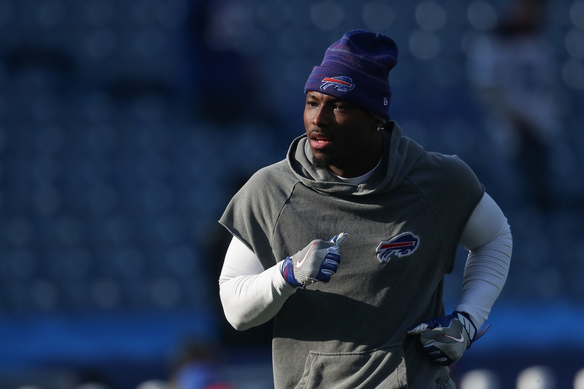 Acusado em redes sociais, LeSean McCoy nega caso de violência doméstica ...