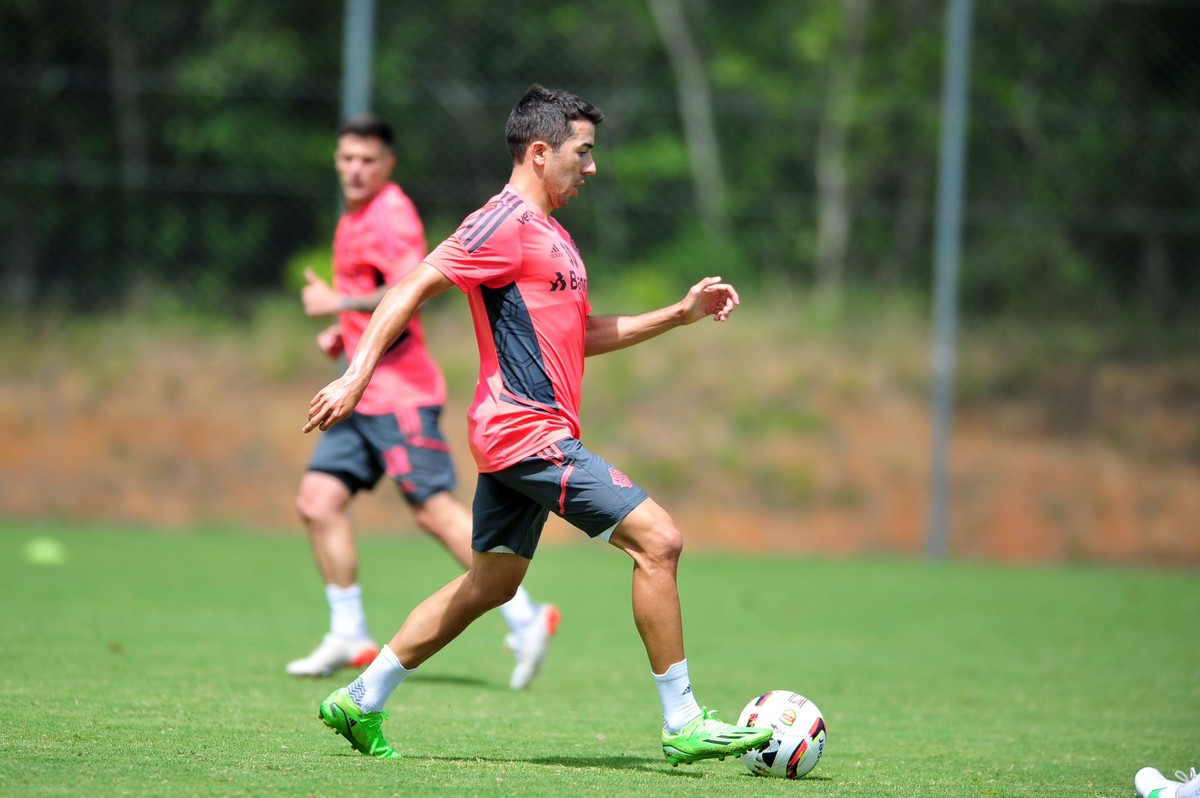 Mano Menezes comanda último treino do Inter antes do recesso do fim de ...