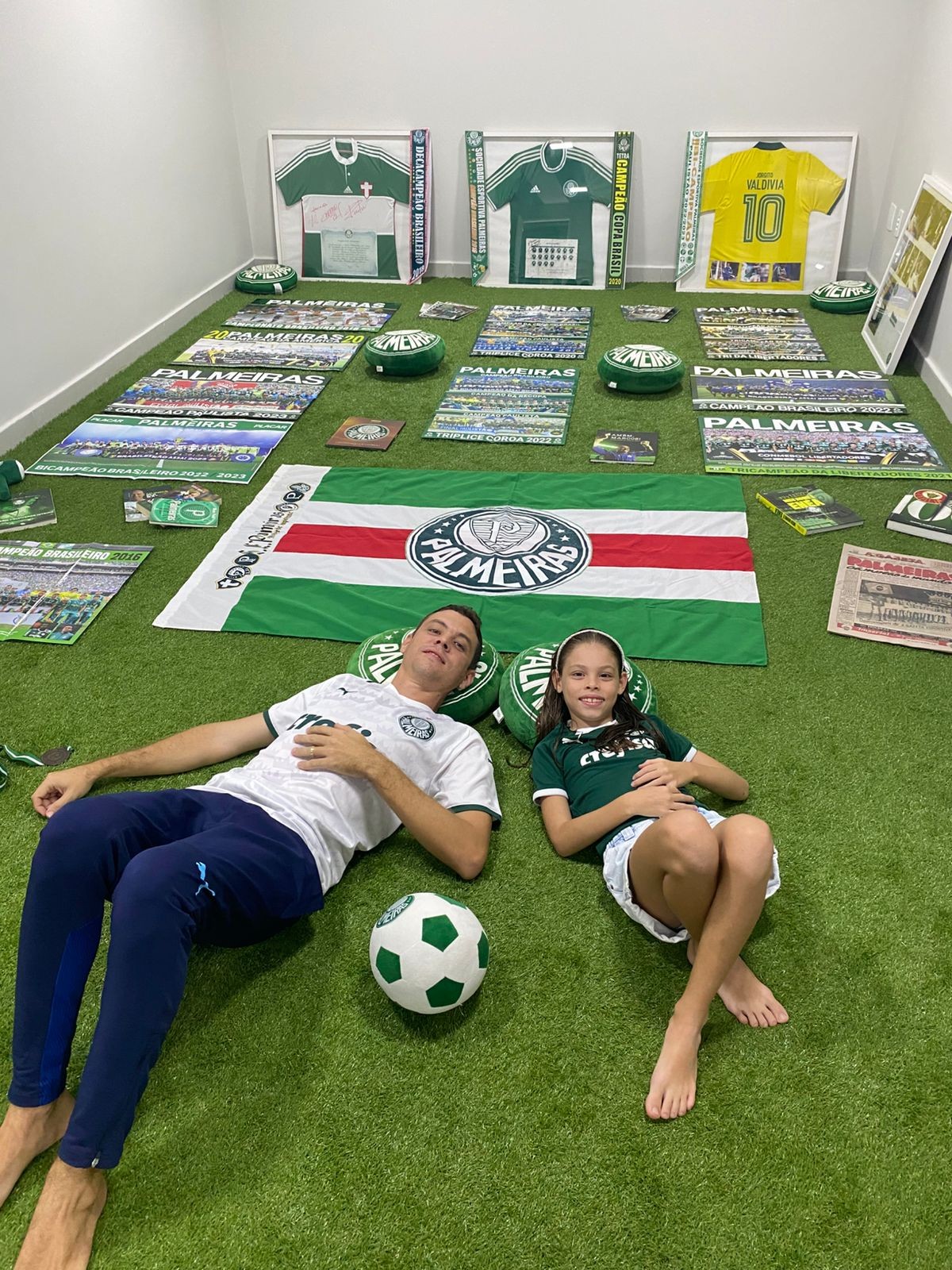 Torcedor do Palmeiras monta vestiário do Allianz Parque em casa e ...