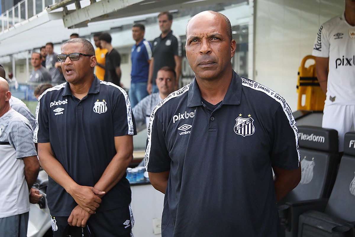 Orlando Ribeiro completa um ano no Santos e celebra marca de 50 jogos ...