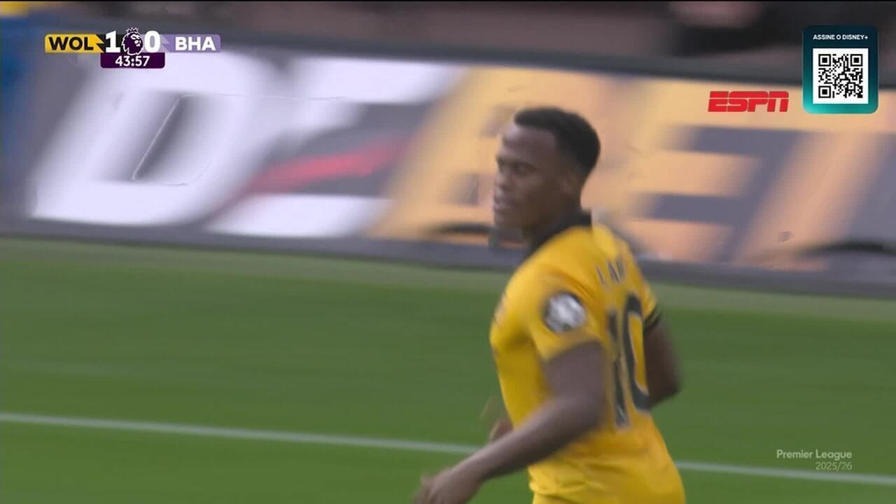 Wolverhampton, de André, Arias e João Gomes, anuncia substituto de ...