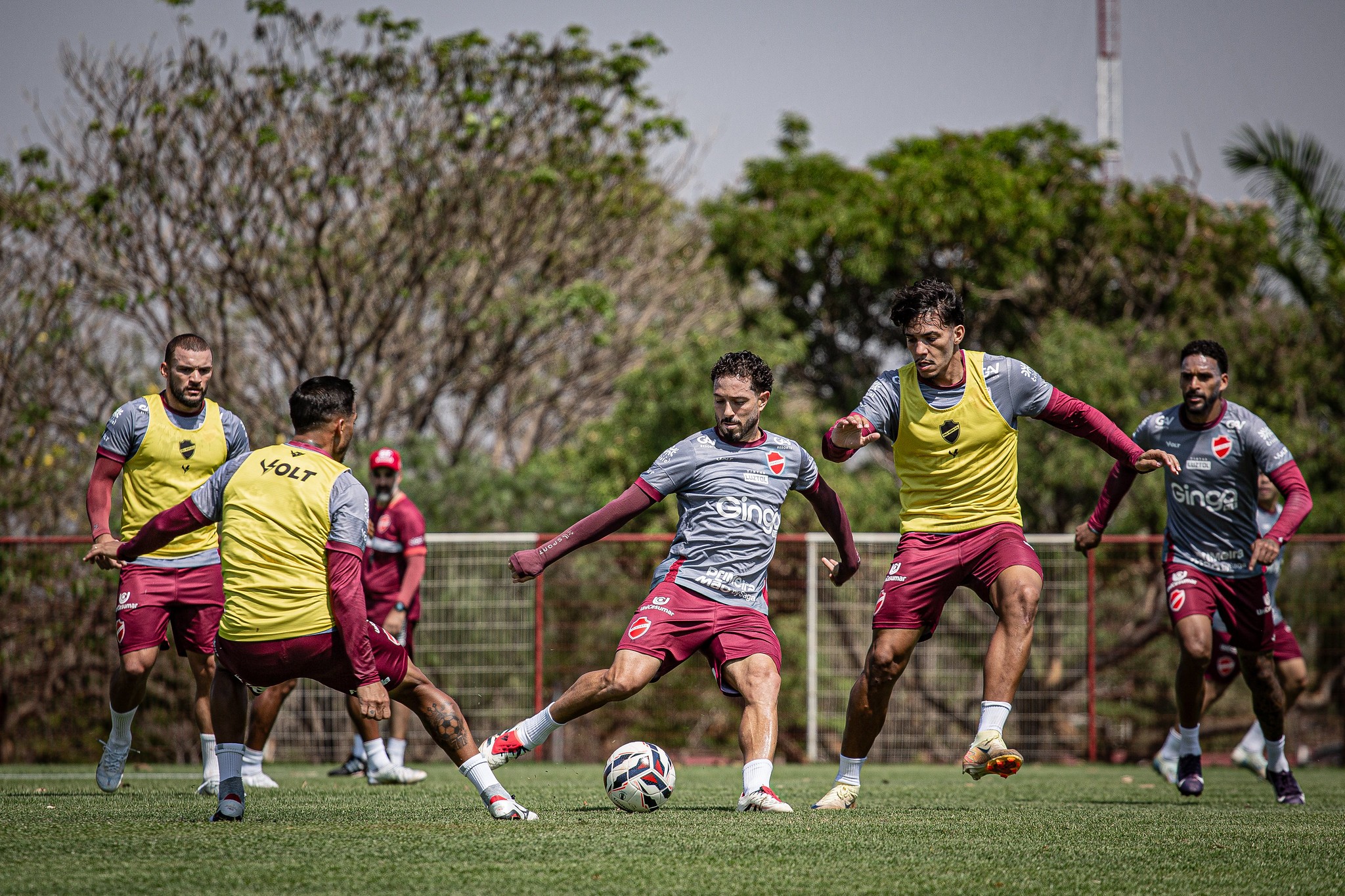 Vila Nova soma empates frustrantes em casa e fica longe do G-4 | Ge