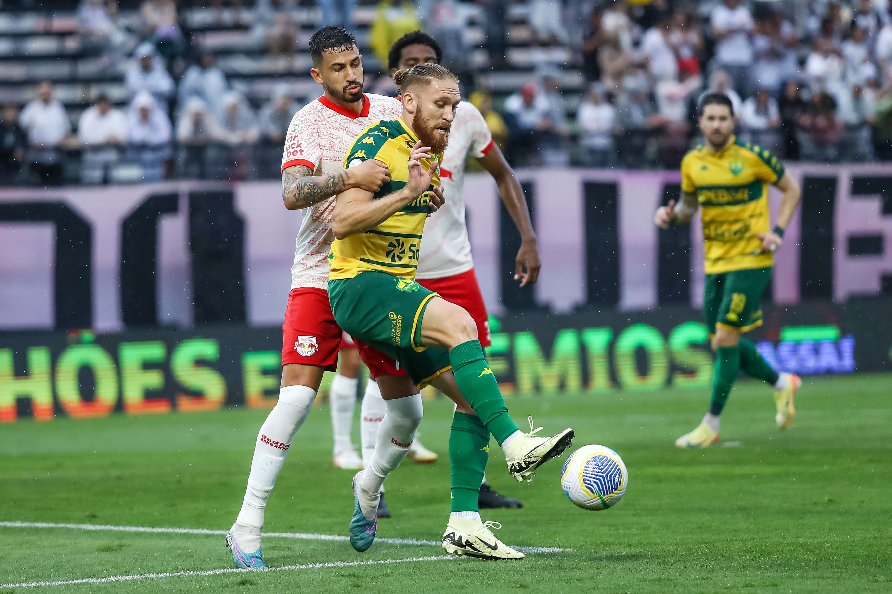Cuiabá oficializa venda de Isidro Pitta para o Bragantino; veja valores ...