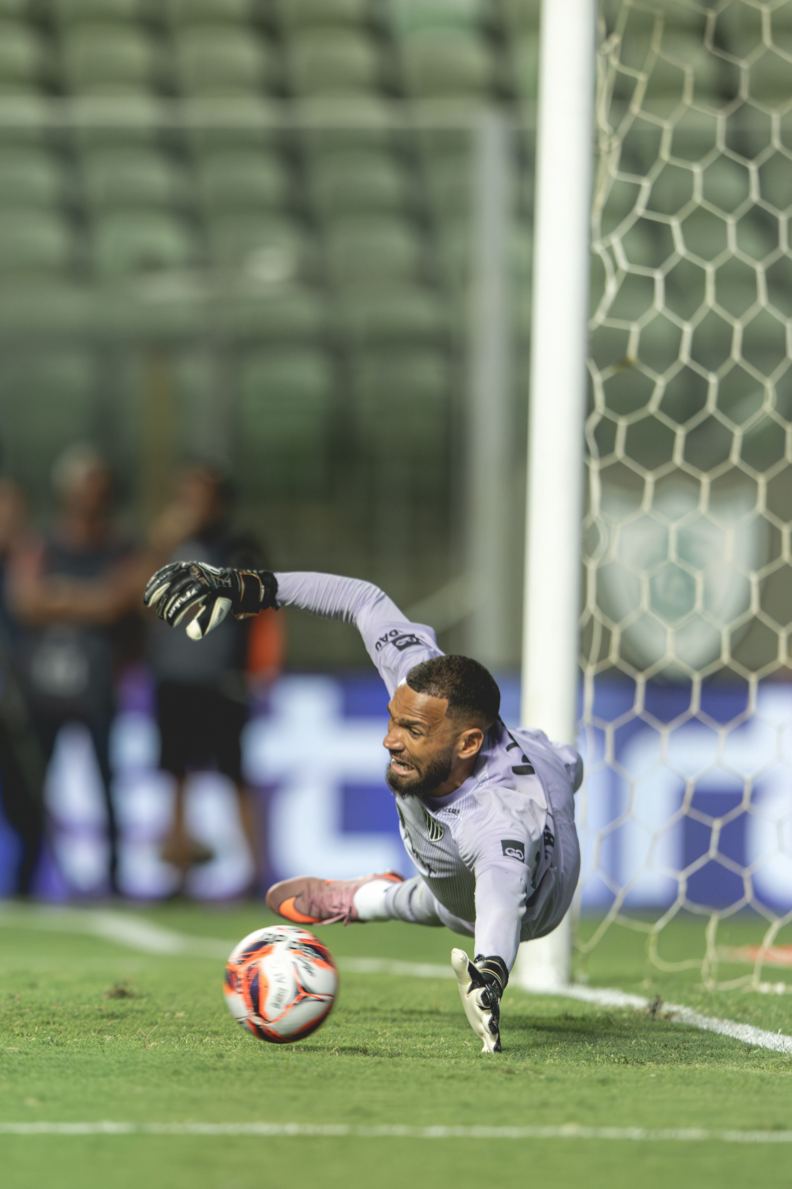 Everson chega a 86 pênaltis no Galo com mais de 30% sem sofrer gols | Ge