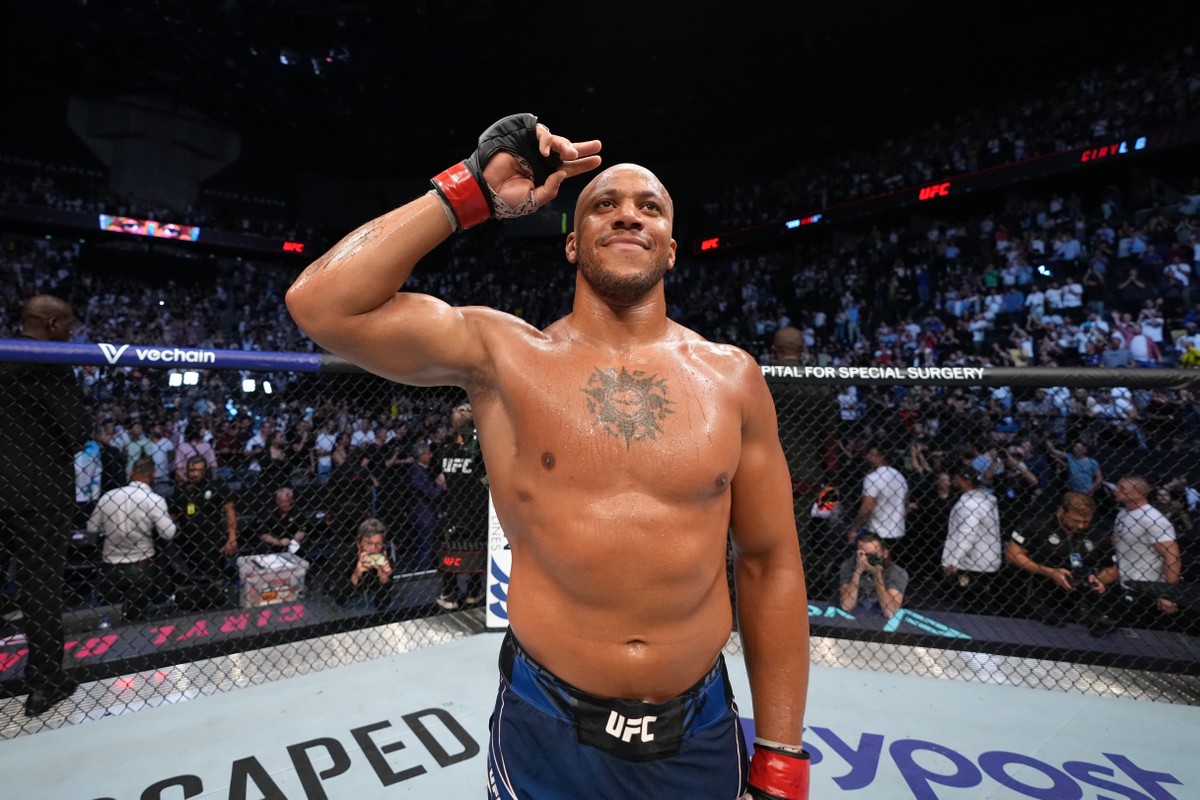 UFC Paris: após vitória, Gane diz que está de olho no cinturão ...