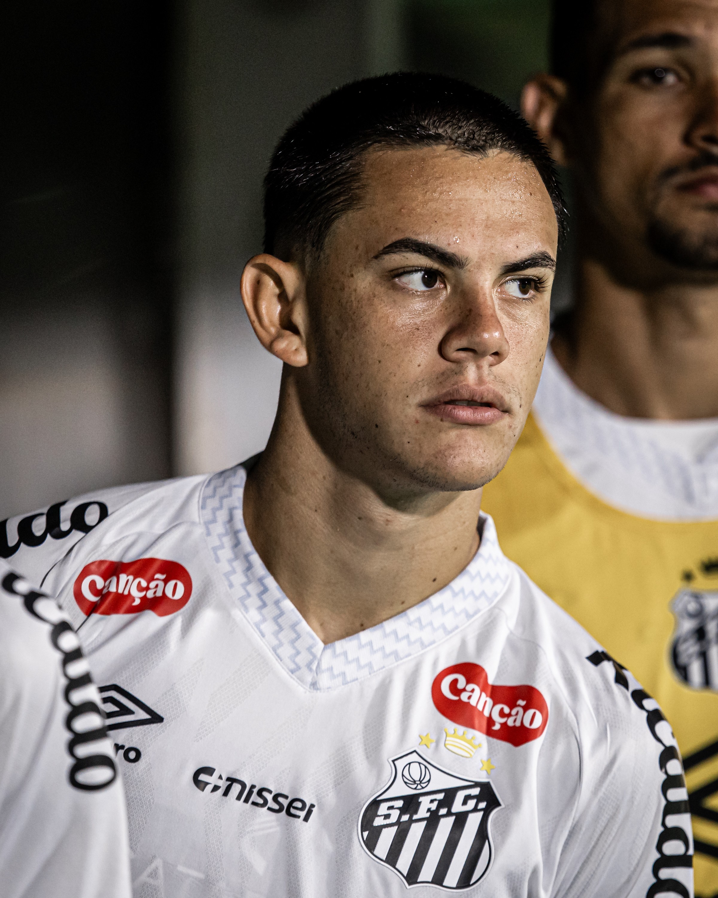 Santos bate o pé por JP Chermont e aguarda resposta do Ajax | Ge