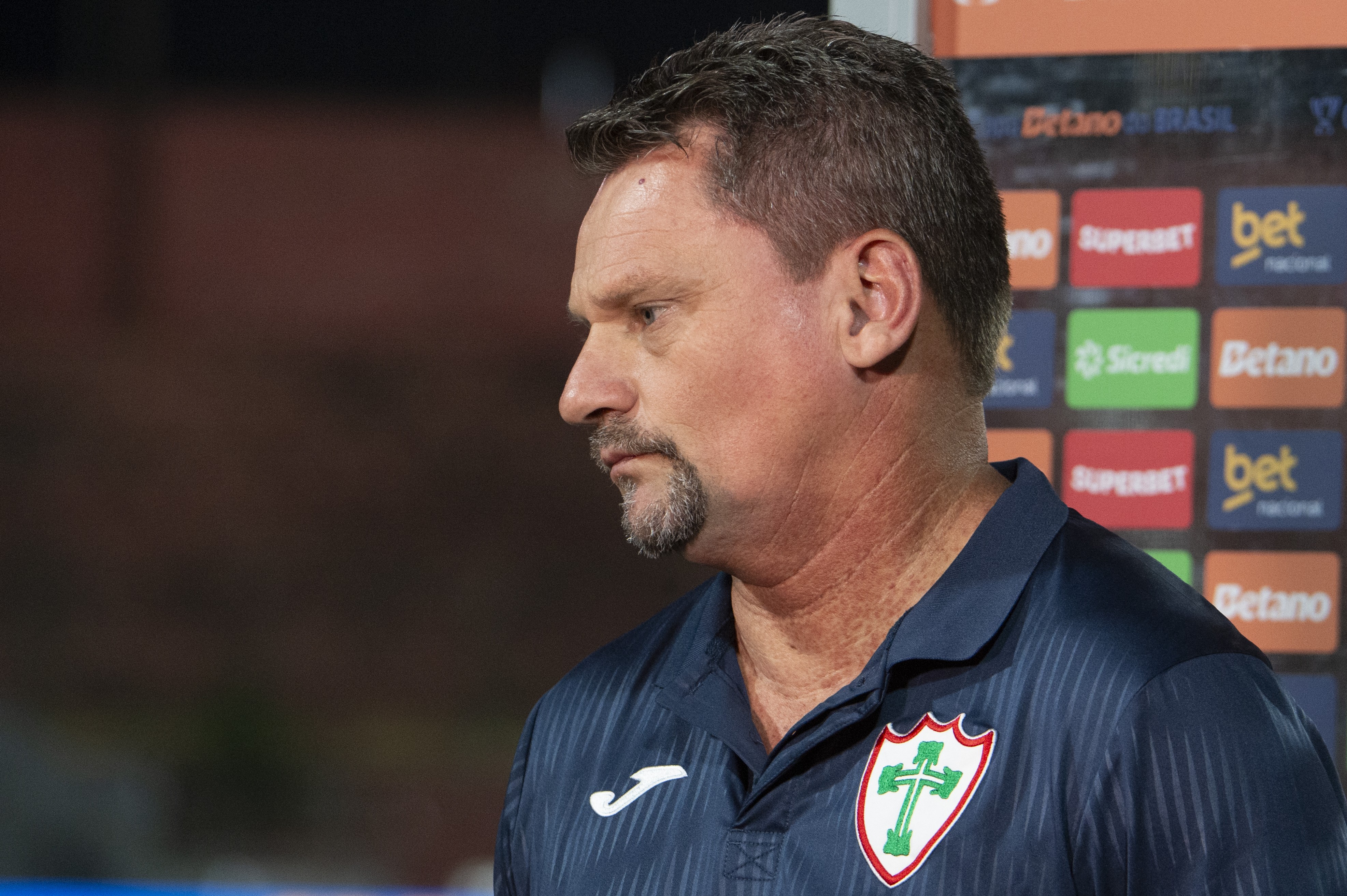 Portuguesa demite o técnico Fábio Matias | Ge