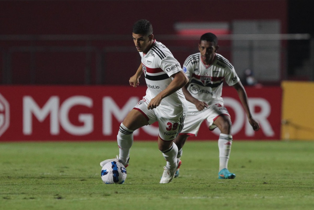 São Paulo acerta renovação de contrato de Maioli, do sub-20 | são paulo ...