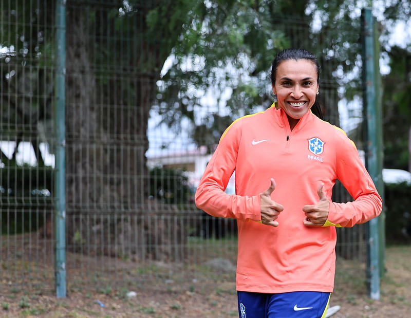 Marta diz viver um dia por vez no futebol e reflete sobre Copa de 2027 ...