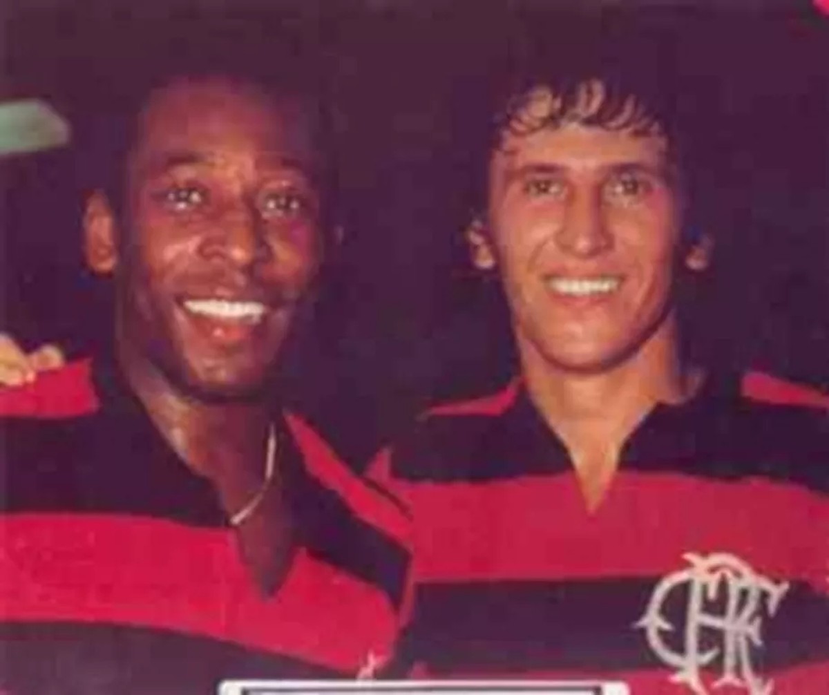 Pelé jogando pelo Flamengo - 1979👽 Informe-se com Technoticias