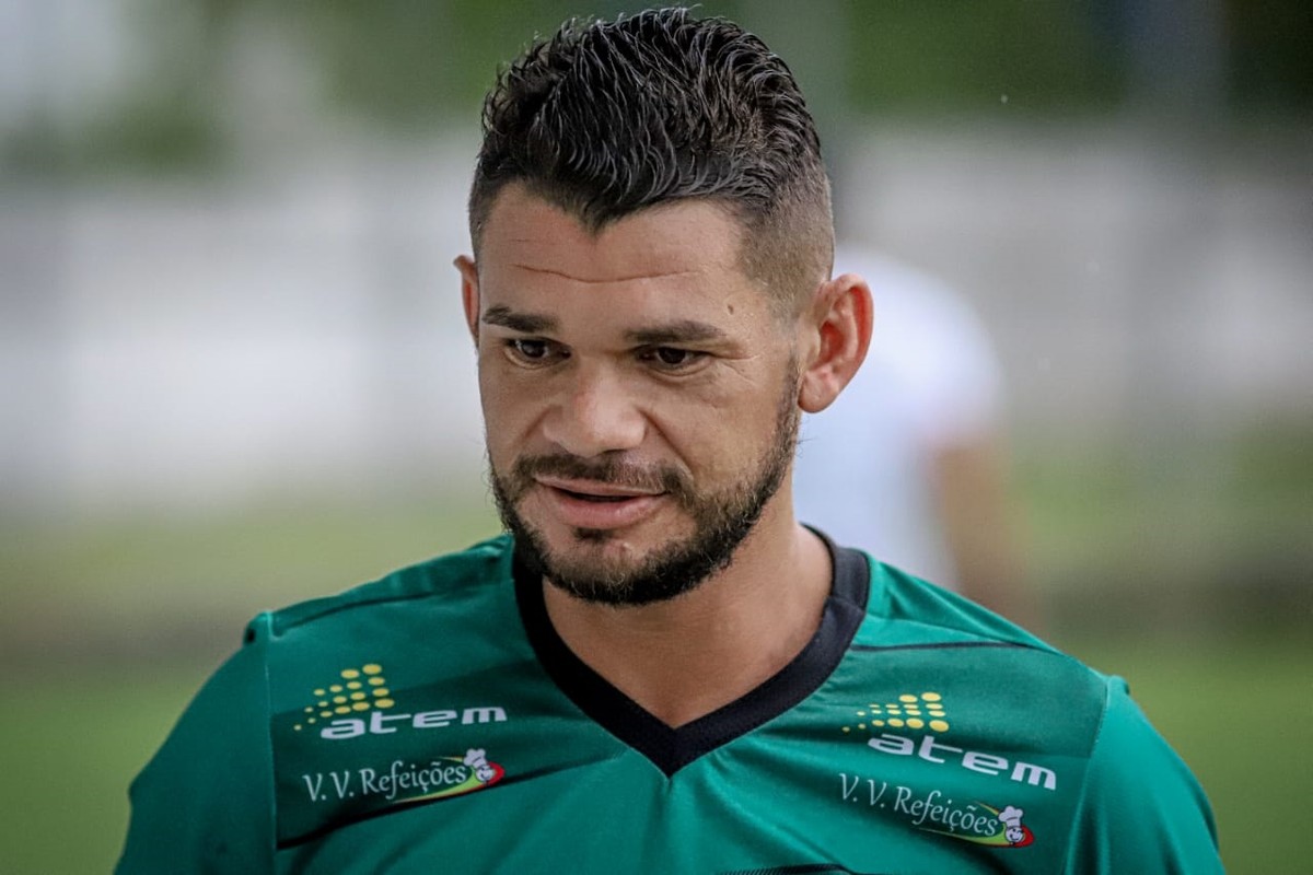 Derlan aposta em jogo difícil contra o Ferroviário, mas destaca: “Aqui ...