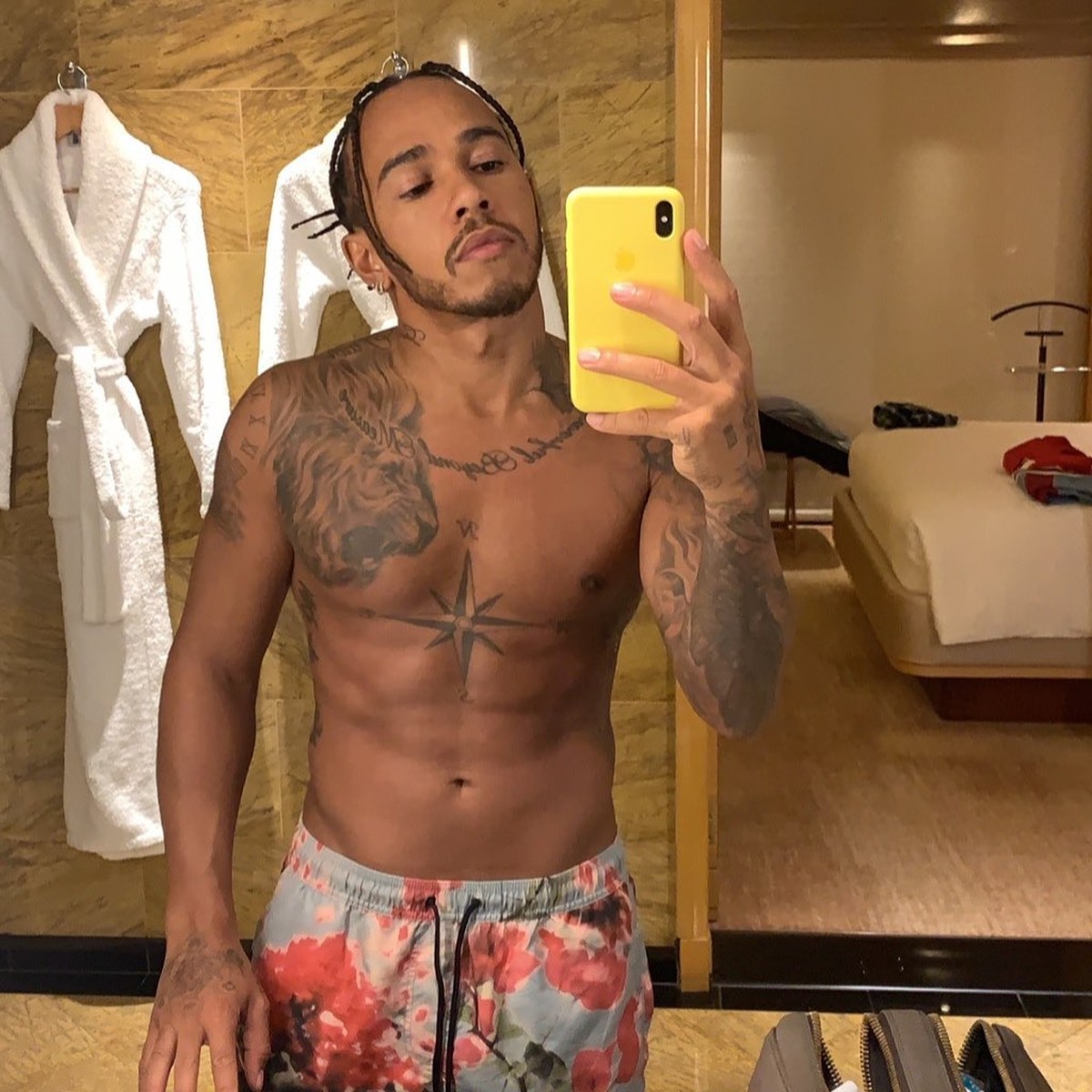Lewis Hamilton posta foto sem camisa e garante: "Nunca fiquei 100% ...