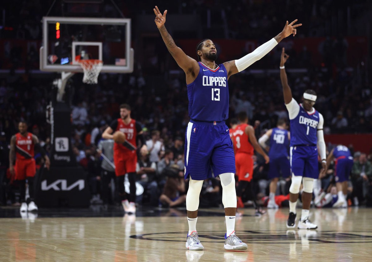 Clippers sacodem Blazers em Los Angeles e vencem a primeira na ...