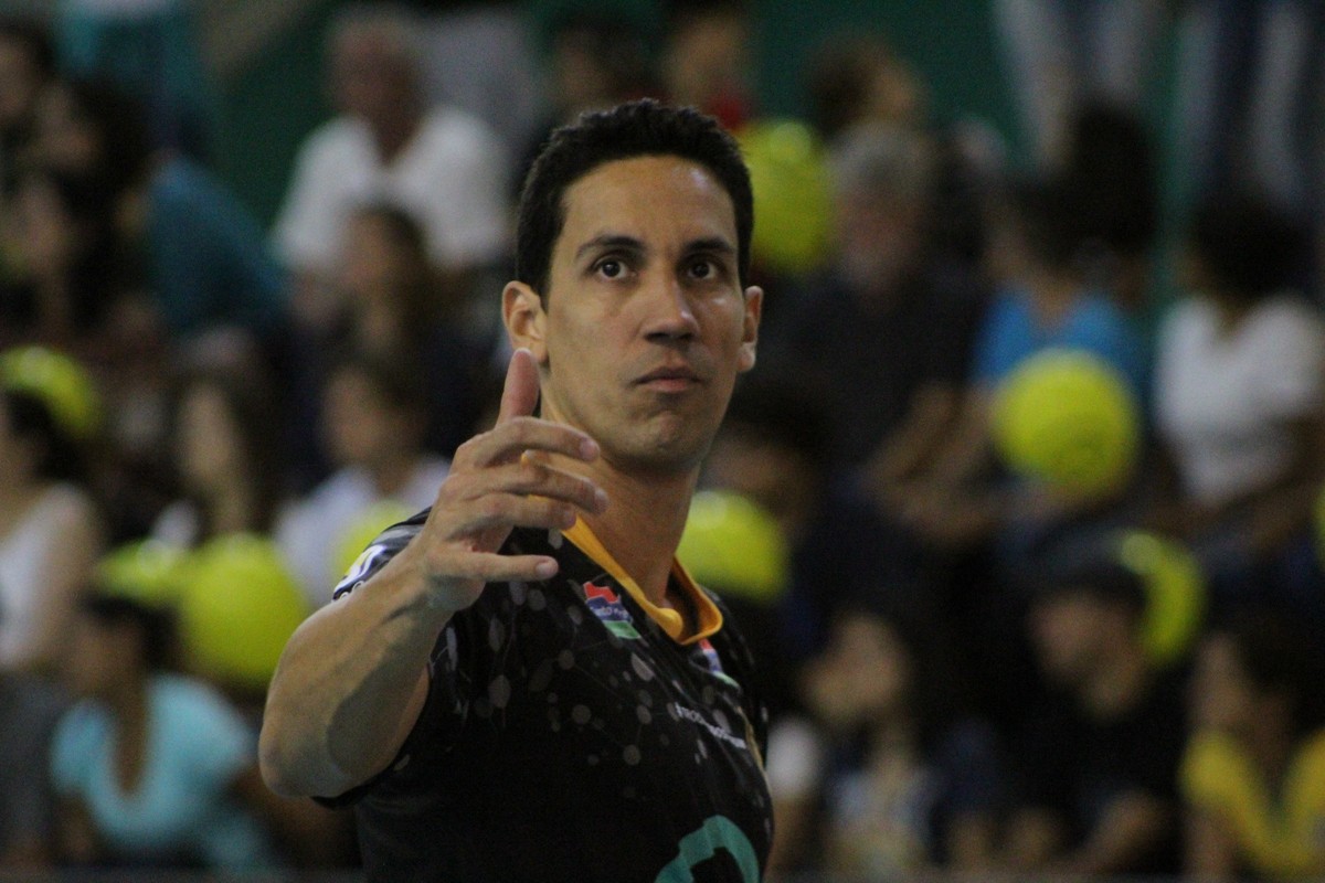 "Bom duelo", diz André Nascimento sobre reencontro com Marcelinho na ...