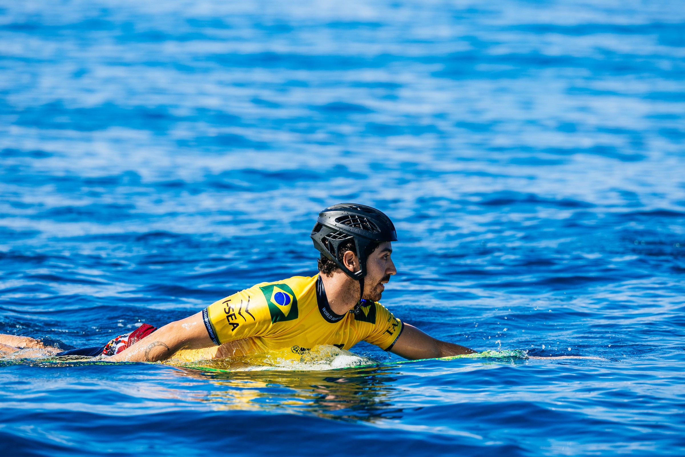 Veja os surfistas que disputarão o título mundial de 2025 no WSL Finals ...