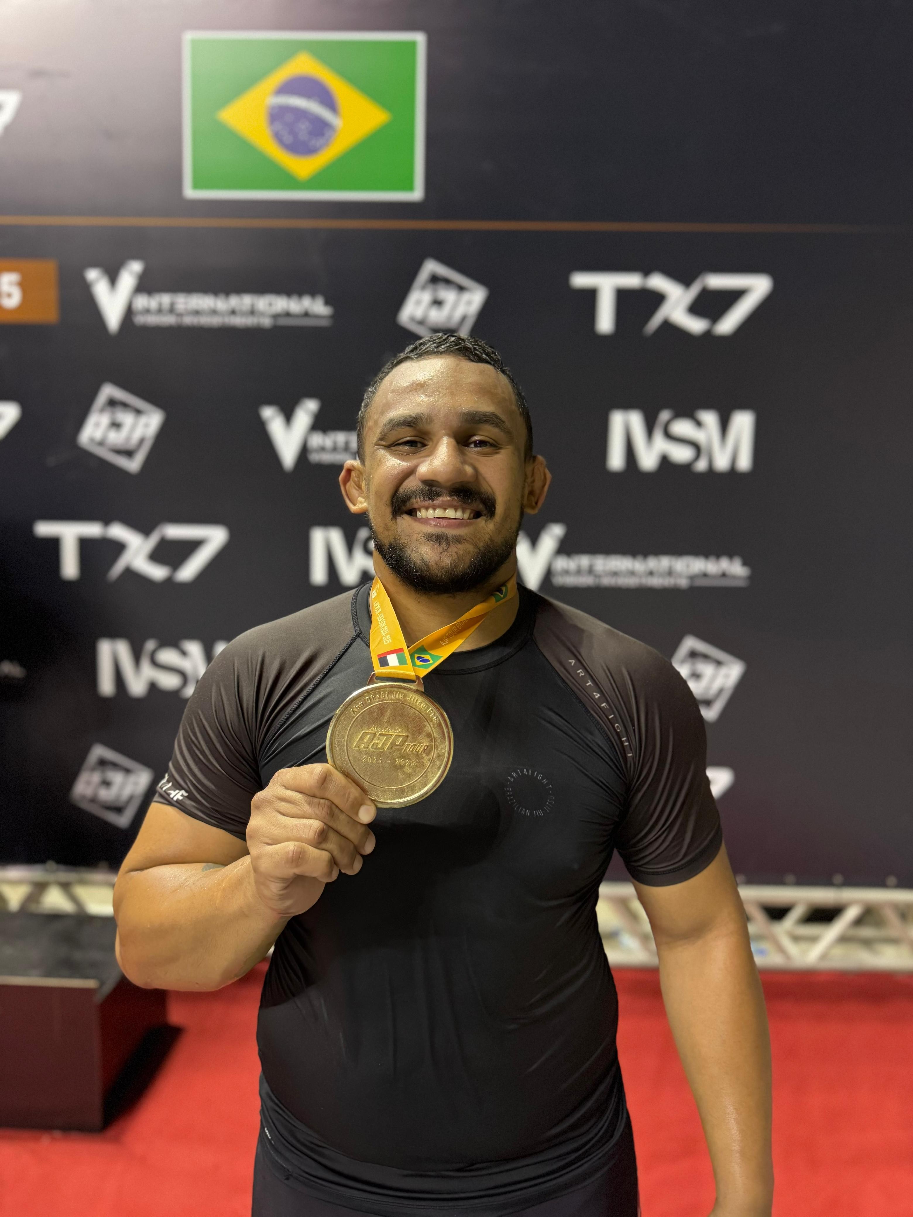 Retrô - Wendell Barbosa: ano de conquistas históricas, incluindo tri ...