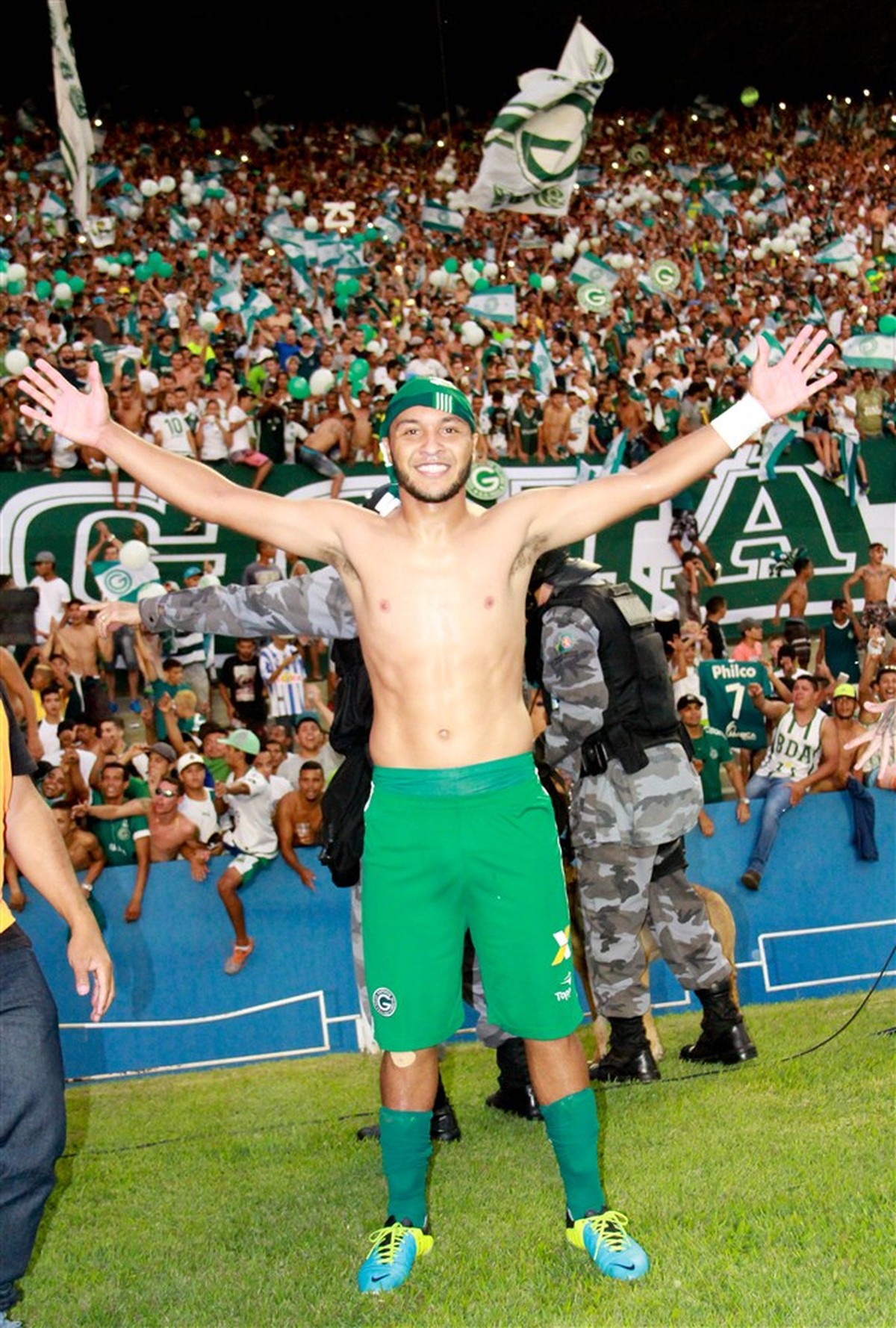 Destaque do Goiás nas finais, Alex Alves se aproxima de renovação ...