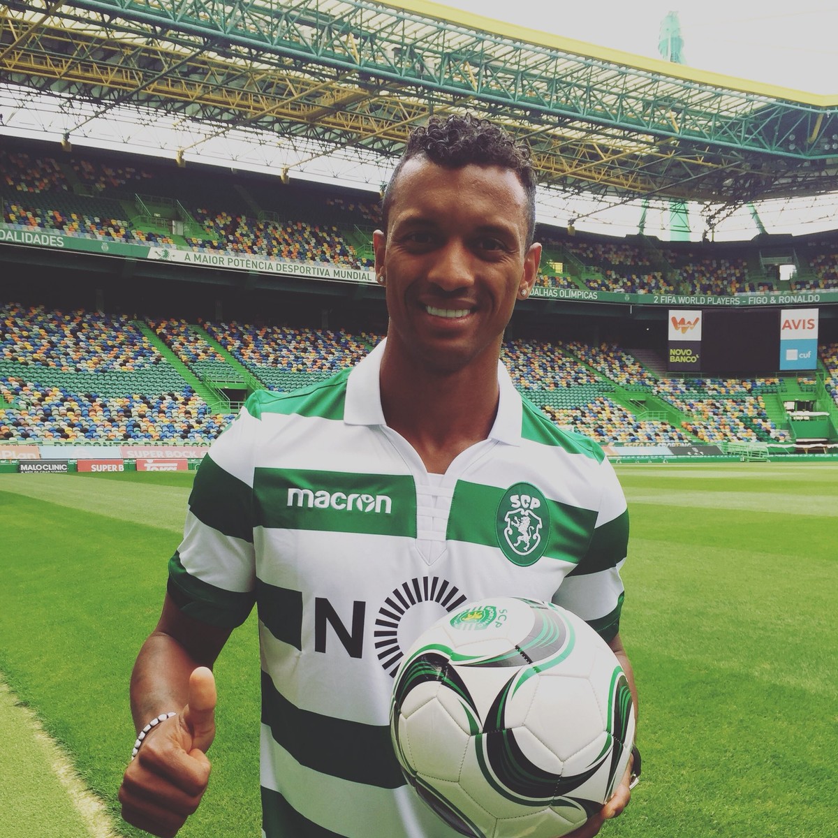 "Bem-vindo a Casa": Sporting anuncia retorno de Nani