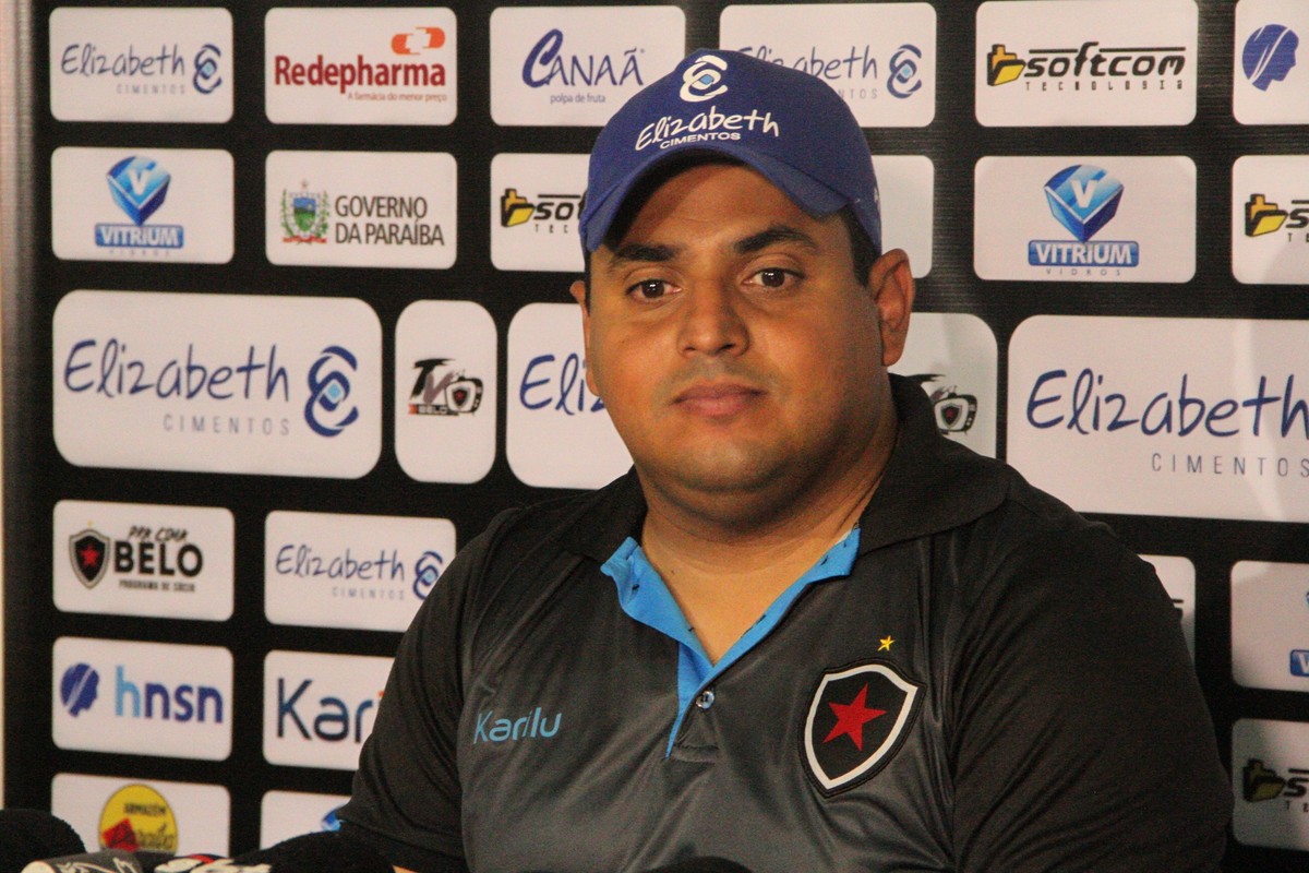 Leston Júnior avalia retorno de Djavan e estreia de Daniel na derrota ...